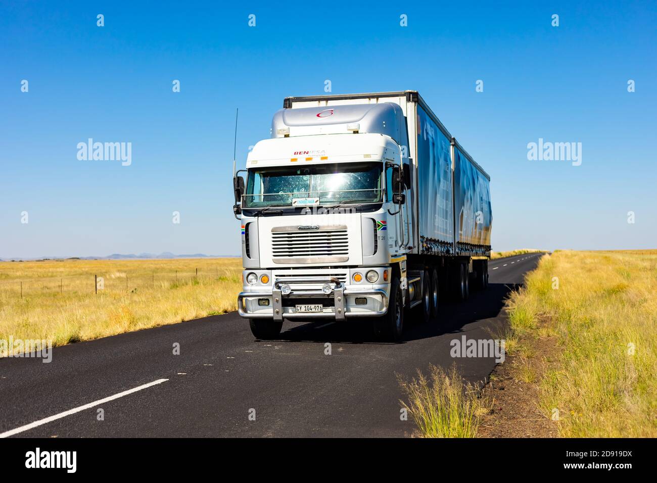 Karoo, South Africa - March 17 2019: Long Haul overnight Trucking ...