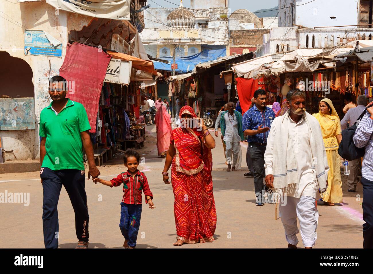 Pushkar, India - August 15, 2016: people walking around the street ...