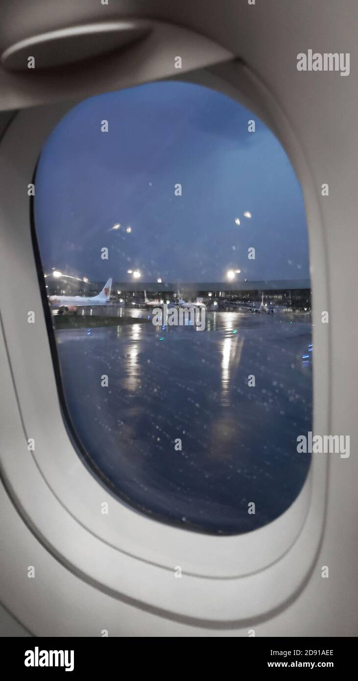 Rainy aviation evening hi-res stock photography and images - Alamy