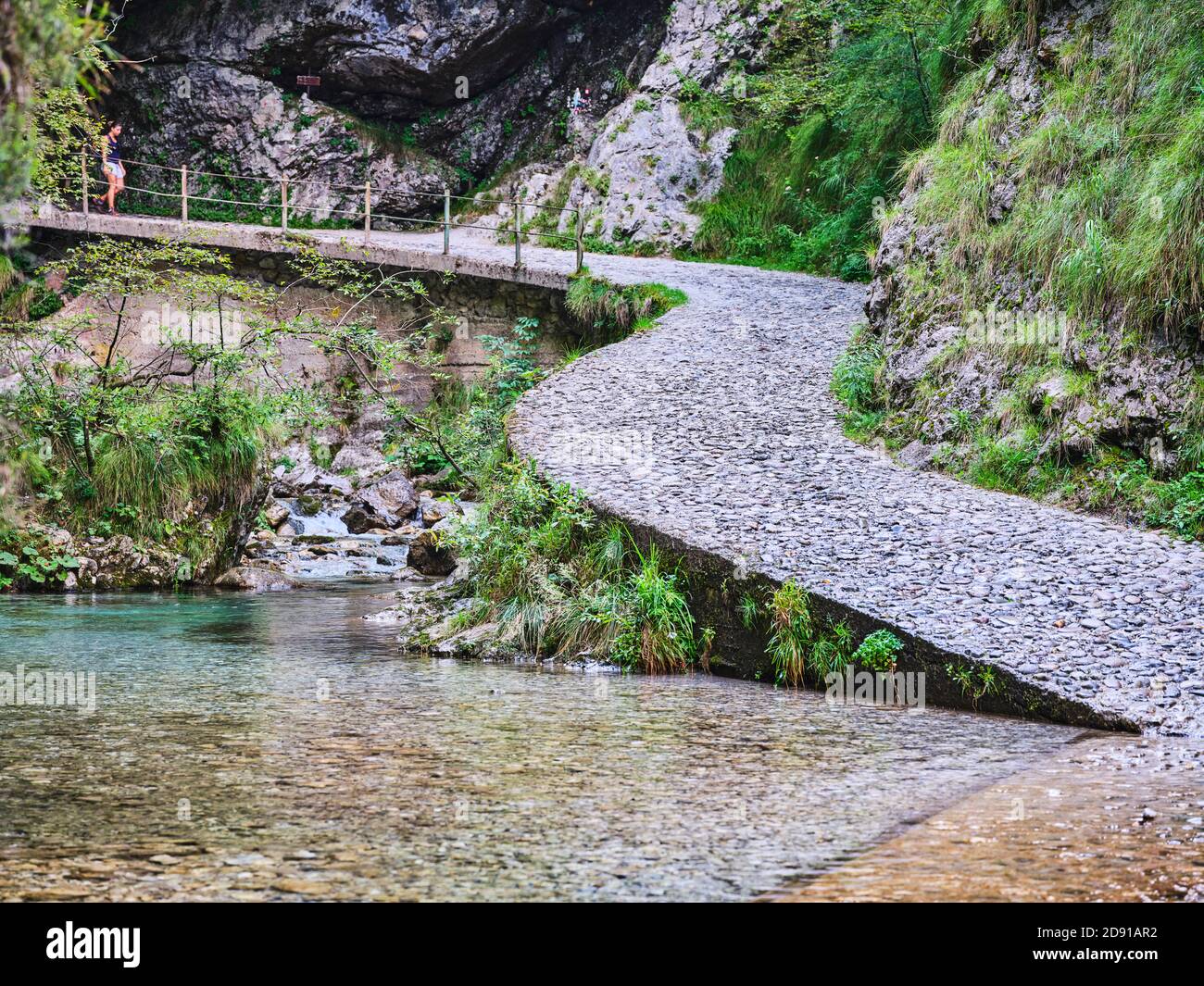 Zen location hi-res stock photography and images - Alamy