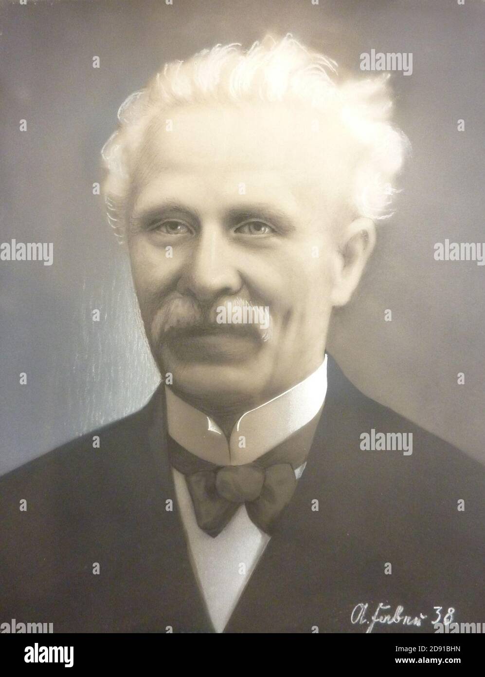 Nagler hi-res stock photography and images - Alamy