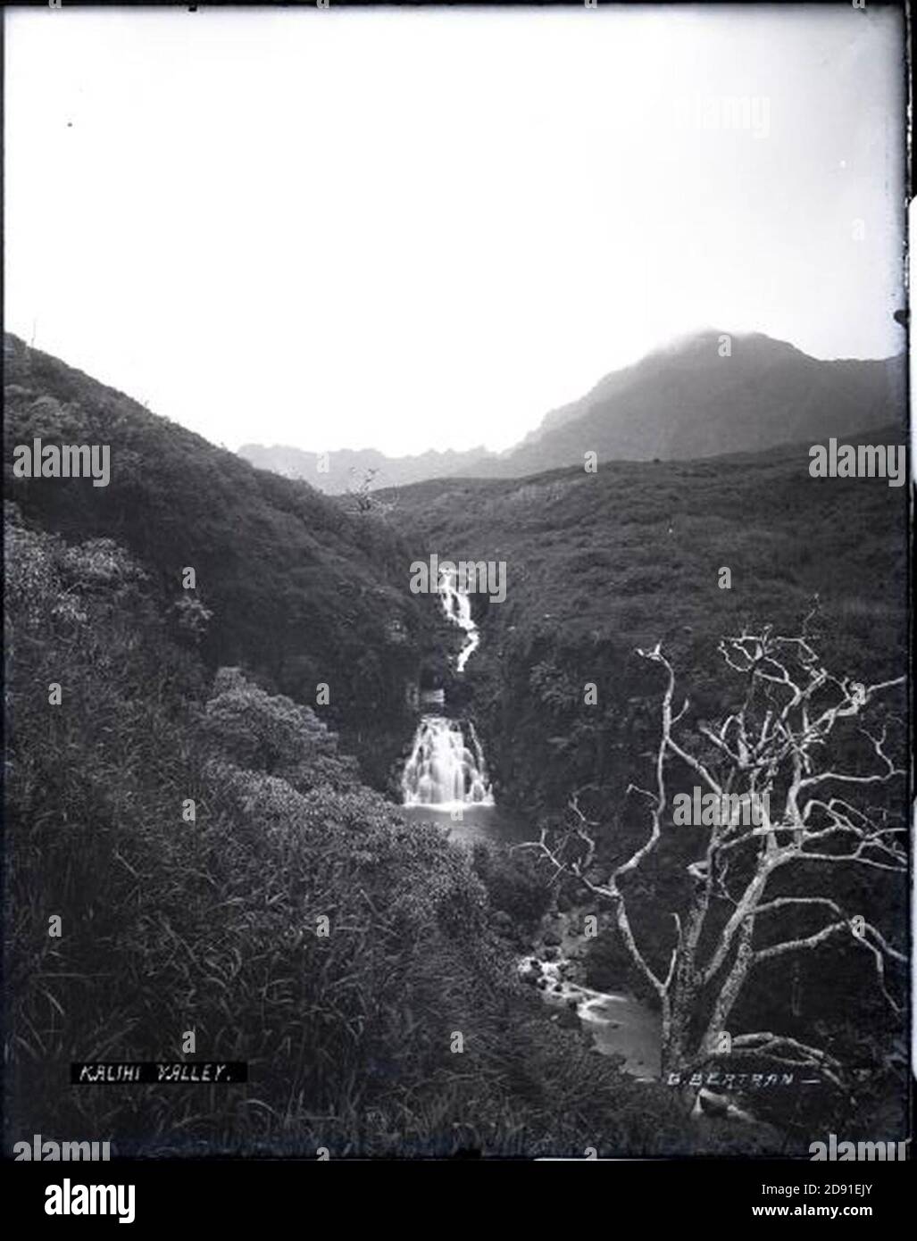 Kalihi Valley (4 Stock Photo - Alamy