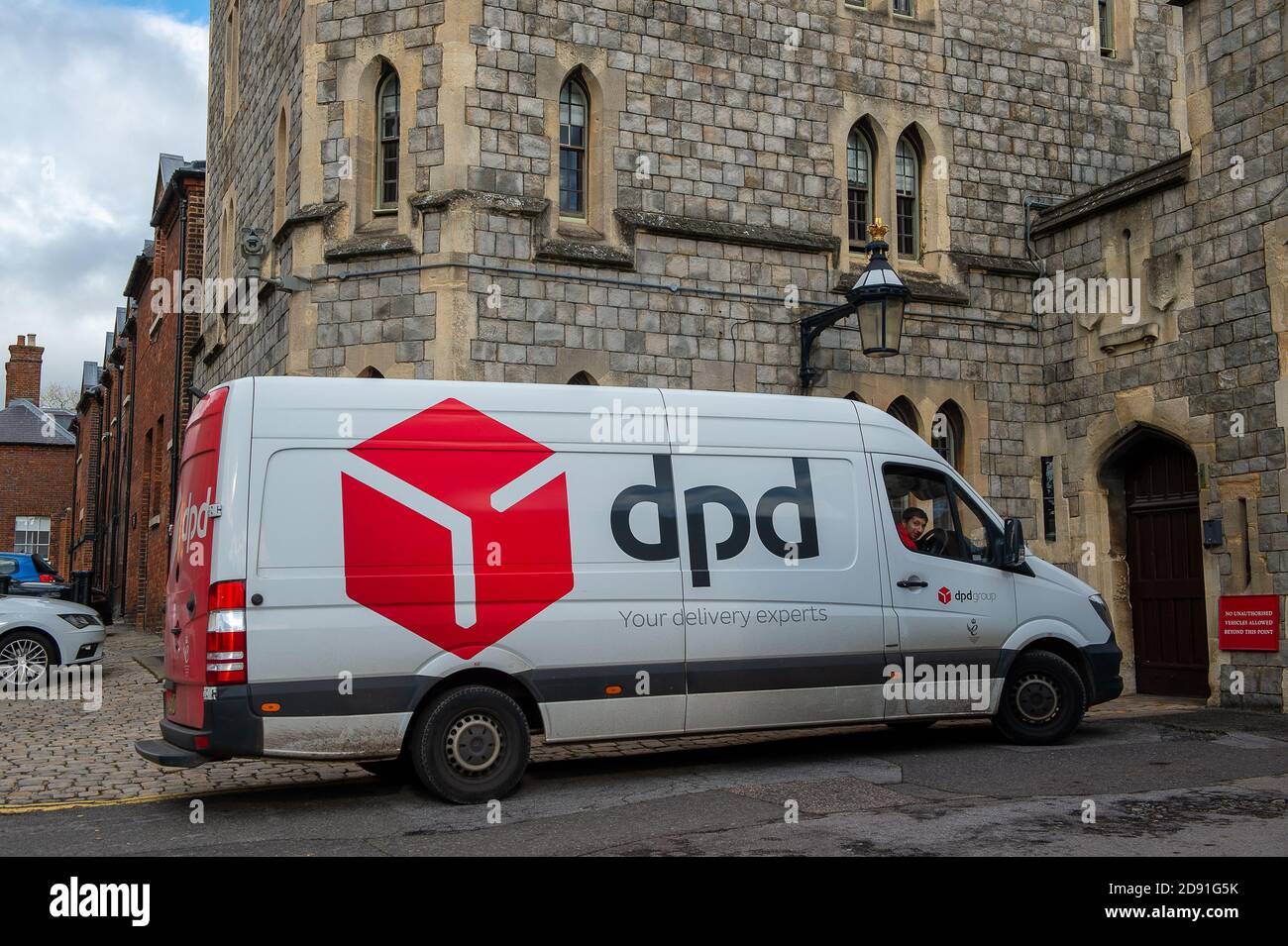 Recorded delivery hi-res stock photography and images - Alamy