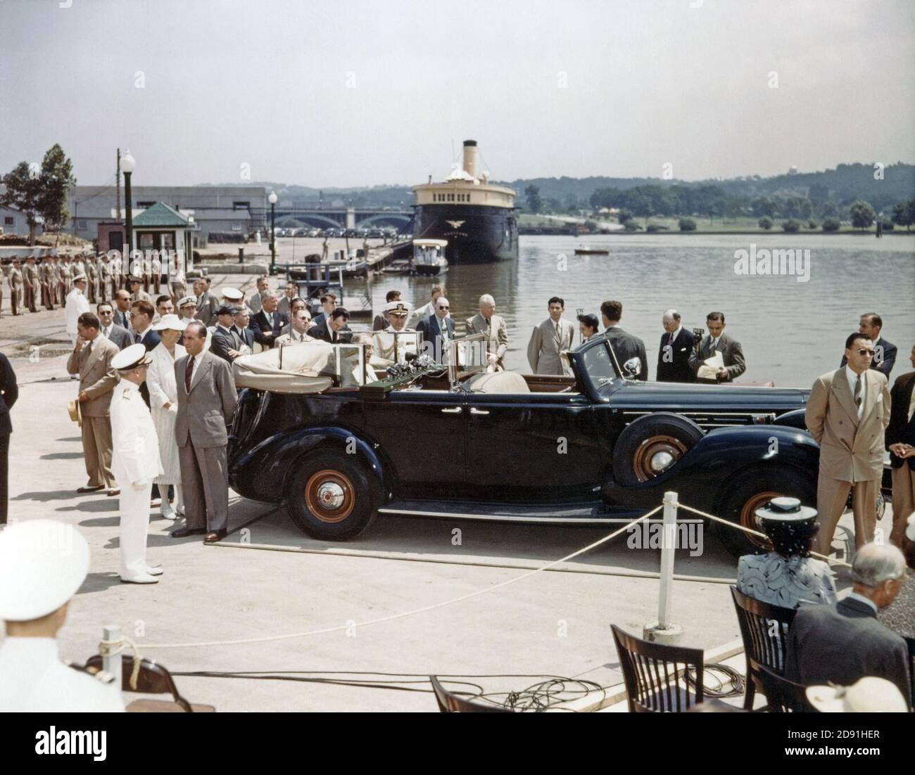 13832 hi-res stock photography and images - Alamy