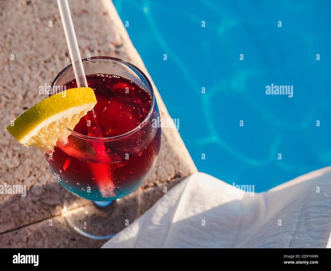 Rose wine swimming pool hi-res stock photography and images - Alamy
