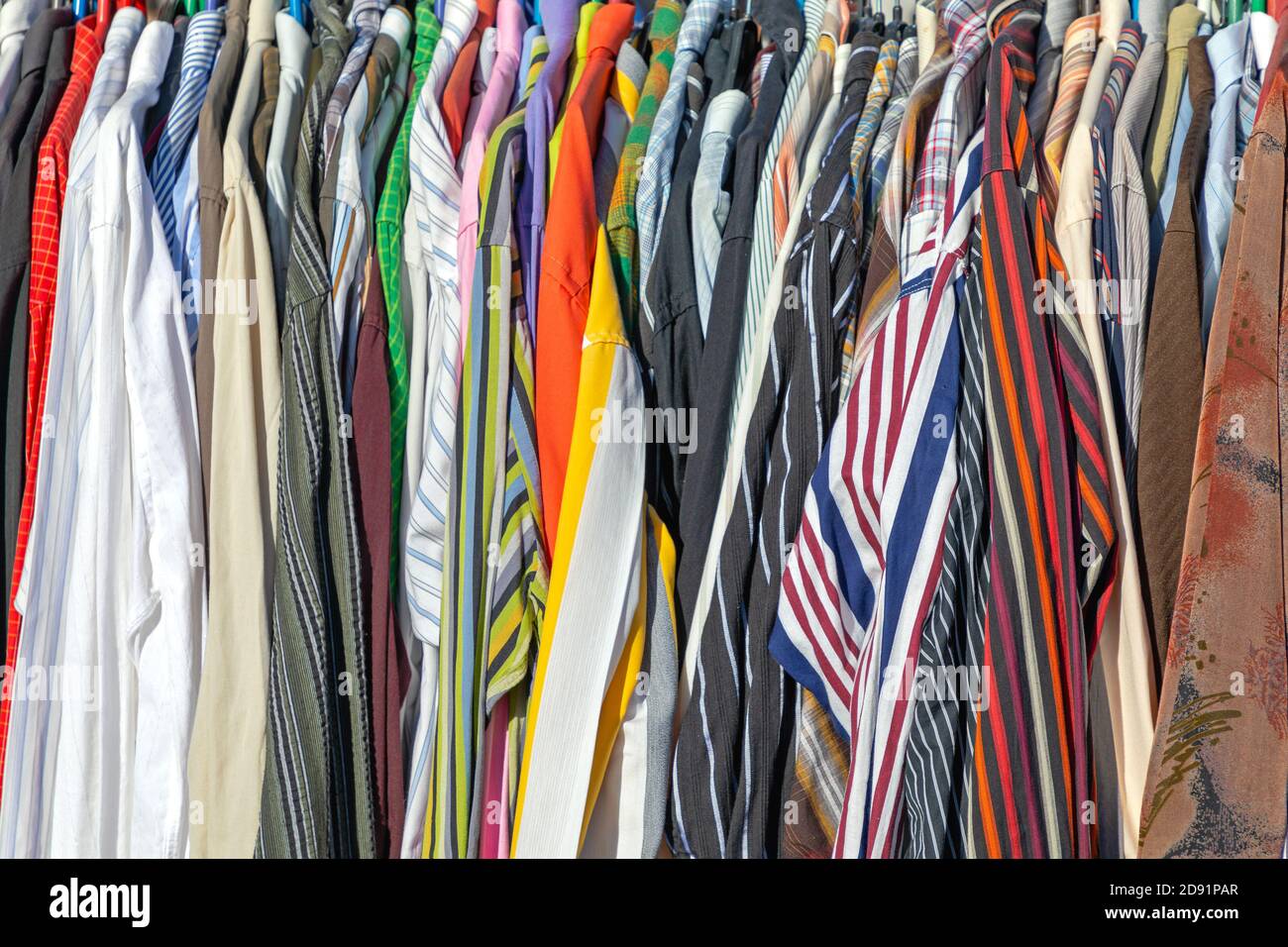 Second hand shirts hi-res stock photography and images - Alamy