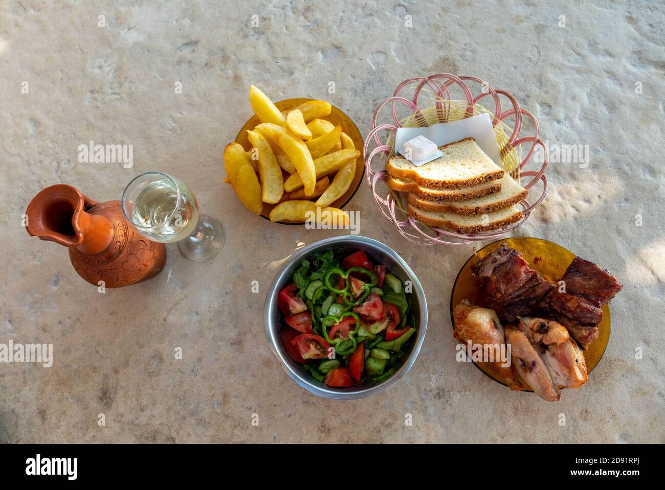 Authentic taverna meal hi-res stock photography and images - Alamy