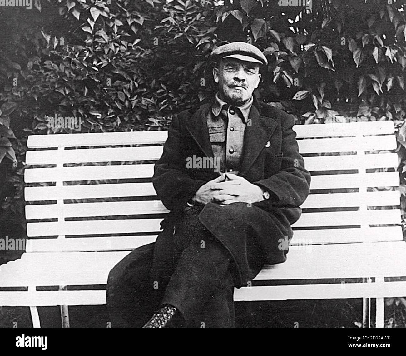 VLADIMIR LENIN (1870-1924) Russian revolutionary in 1922 Stock Photo ...