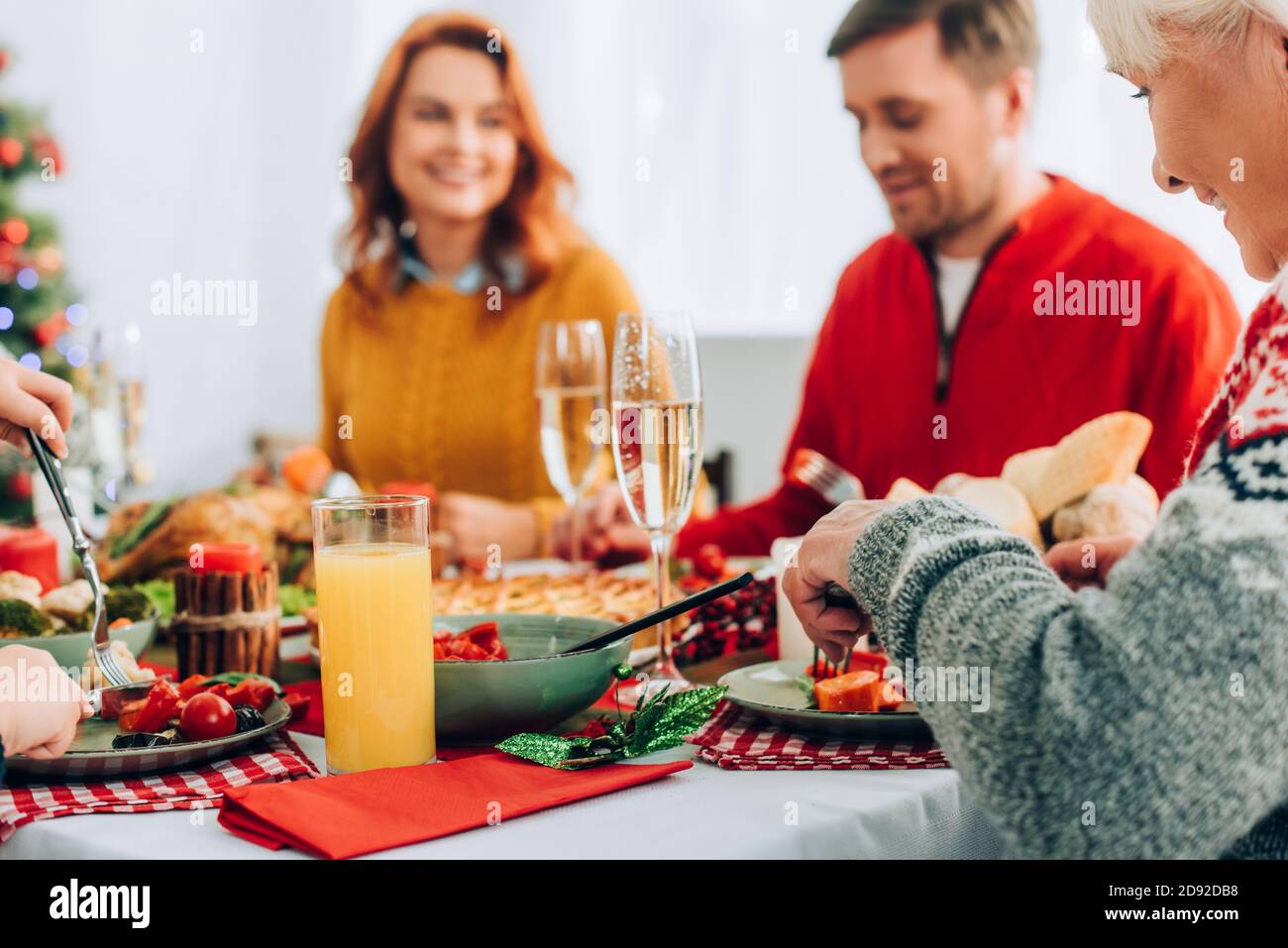 Grandma at the dinner table hi-res stock photography and images - Alamy