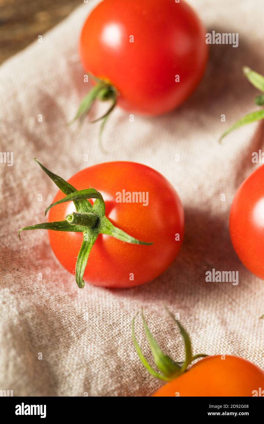 Raw Red Organic Cherry Tomatoes Ready to Eat Stock Photo - Alamy