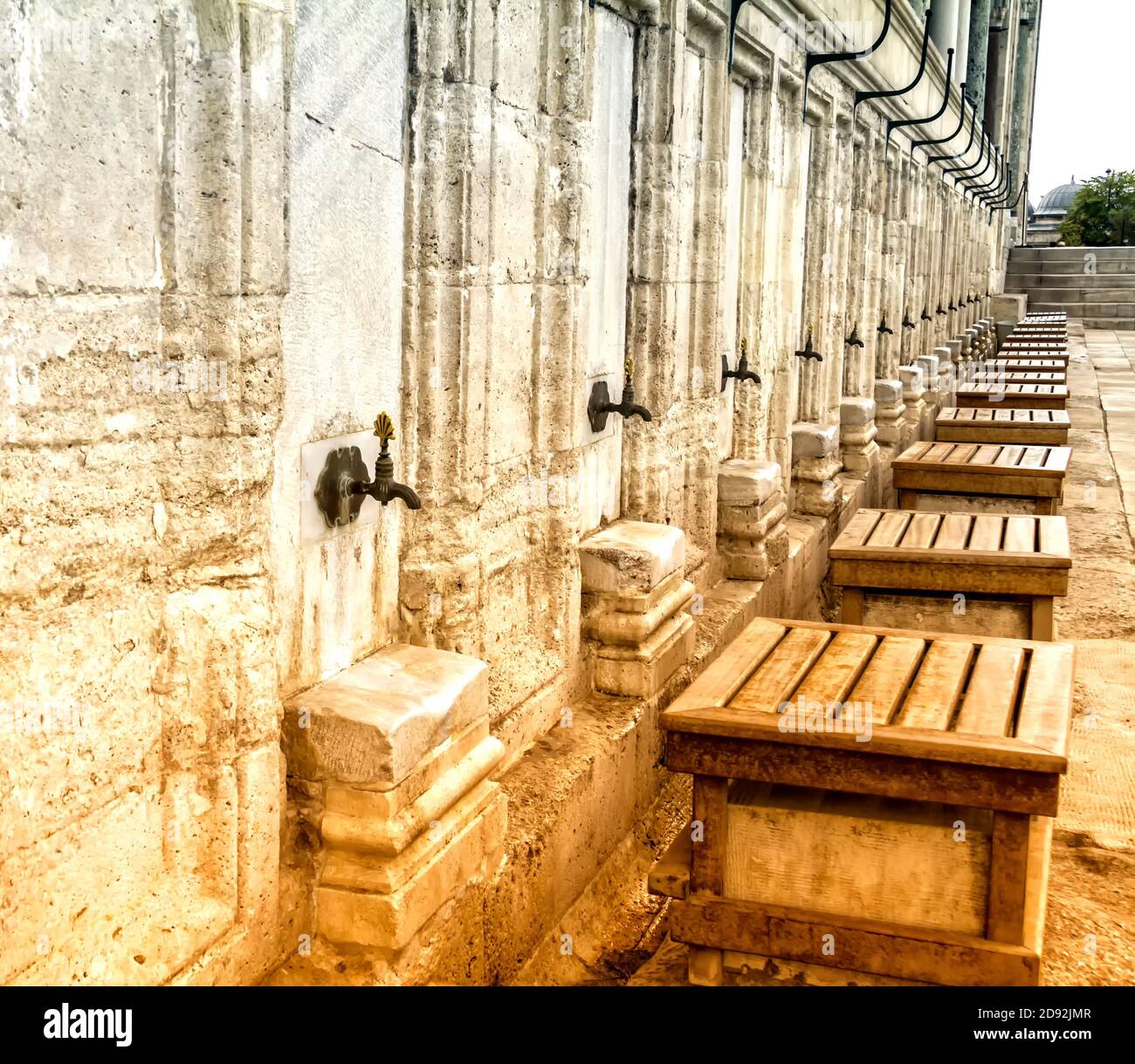 Blue Mosque. Places for ritual ablution. Istanbul Stock Photo - Alamy