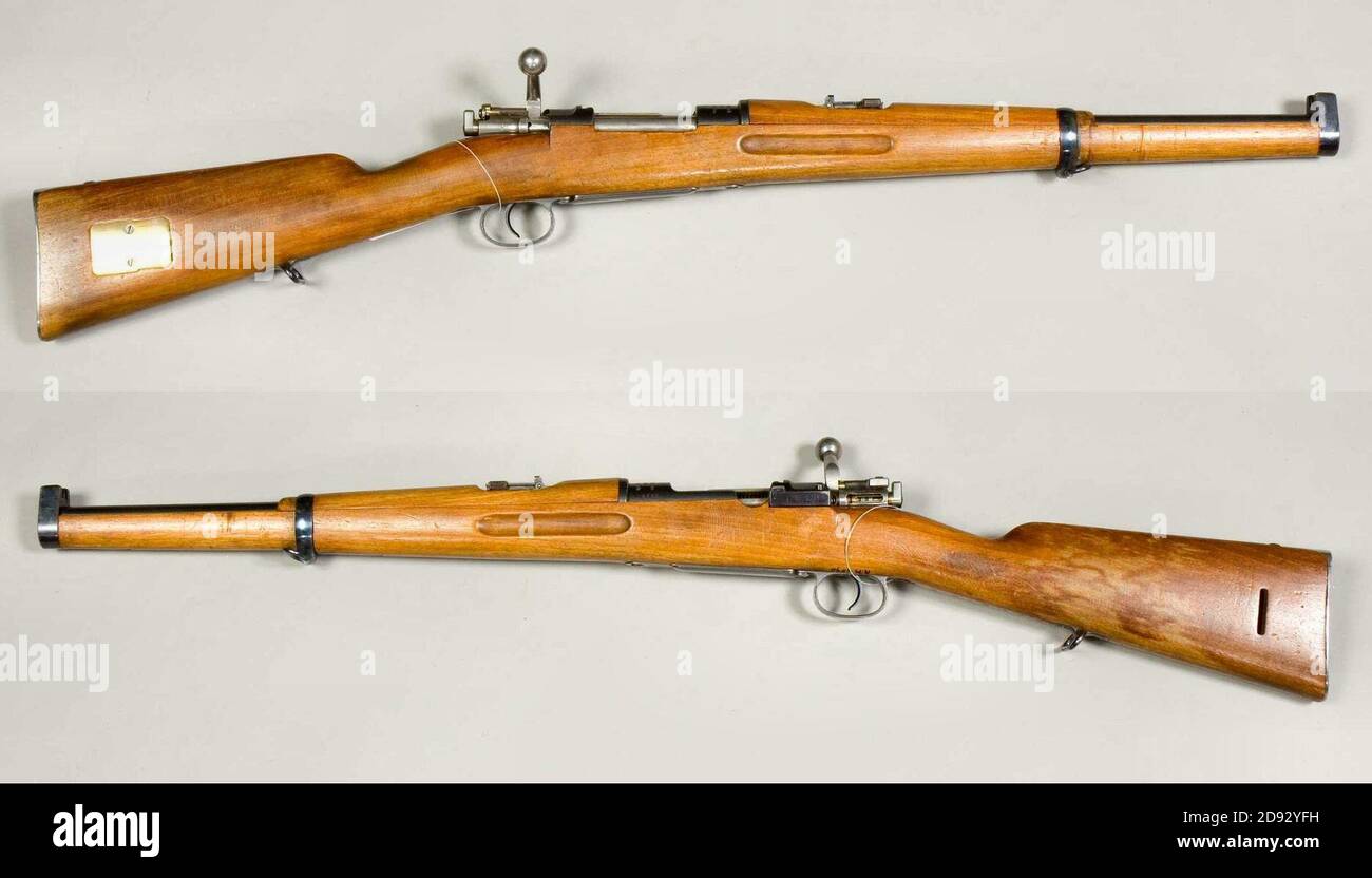 Karbin m-1894-96 för ingenjörstrupperna Stock Photo - Alamy