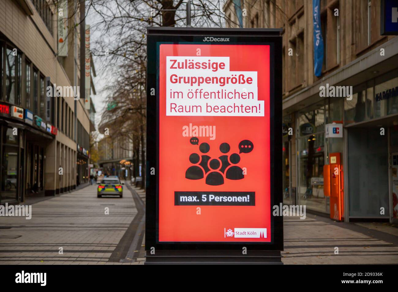 cologne, NRW, Germany, 01 11 2020, impression of Cologne shopping area ...