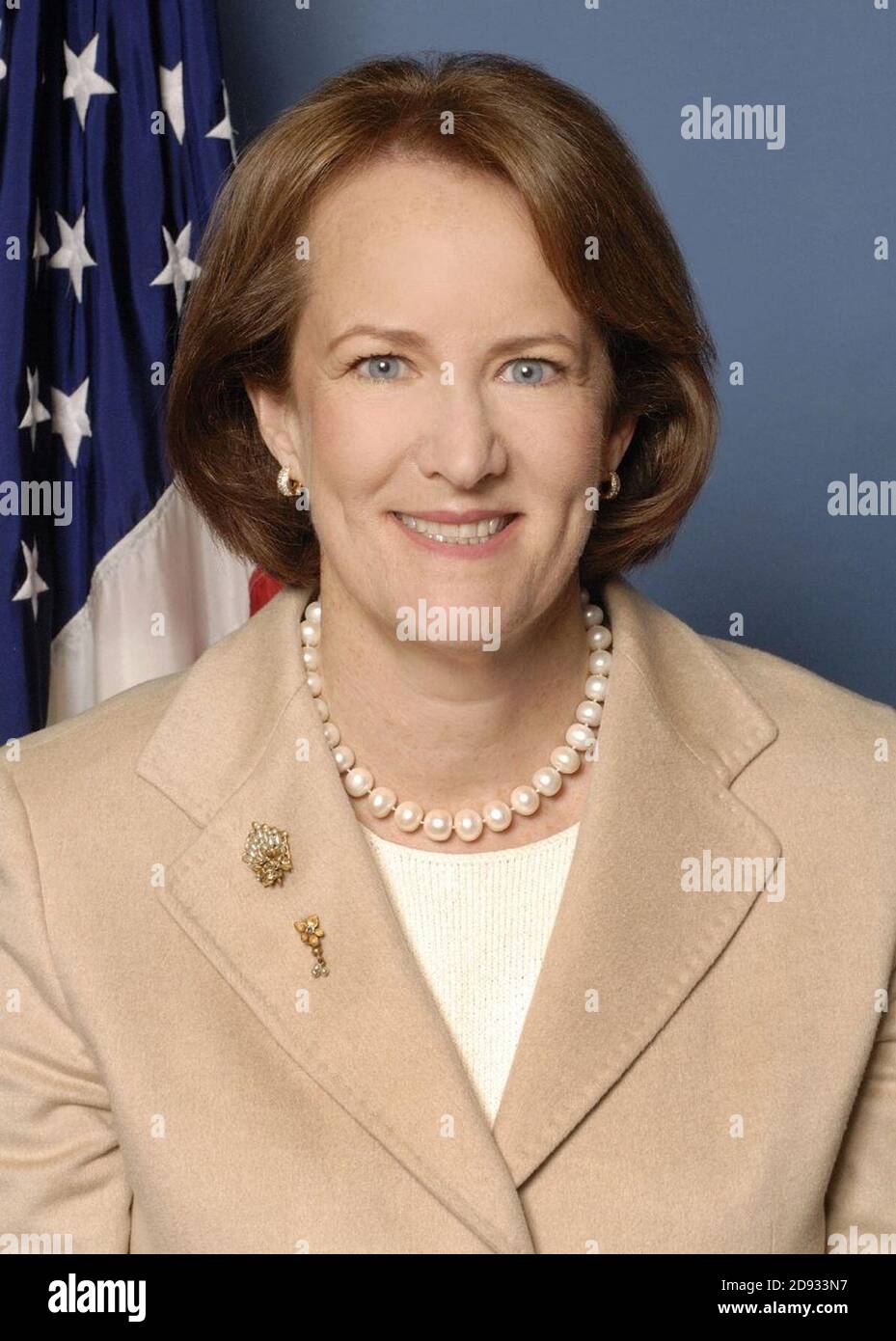Karen Mills official portrait Stock Photo - Alamy