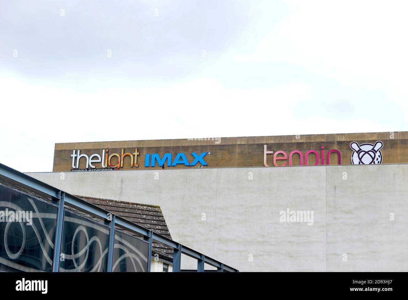 Cambridge UK, England , 02-11-2020 Signs on roof top for Cinema and ...