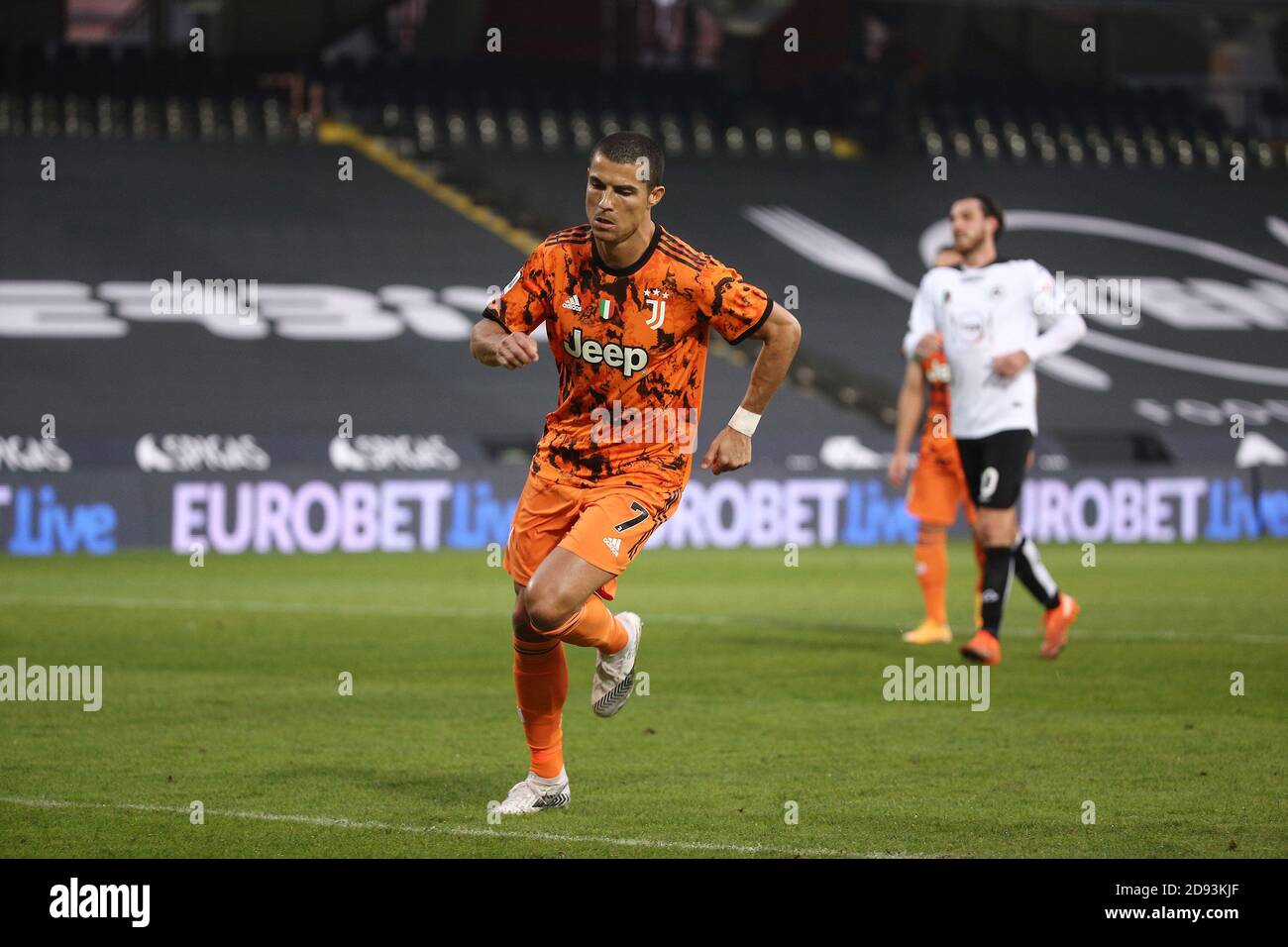 Cr7 Cristiano Ronaldo Scores On Penalty Stock Photo - Alamy
