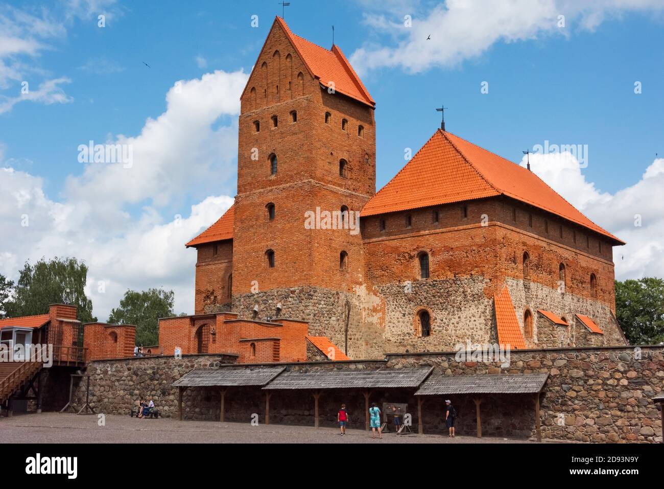 Red castle architecture hi-res stock photography and images - Alamy