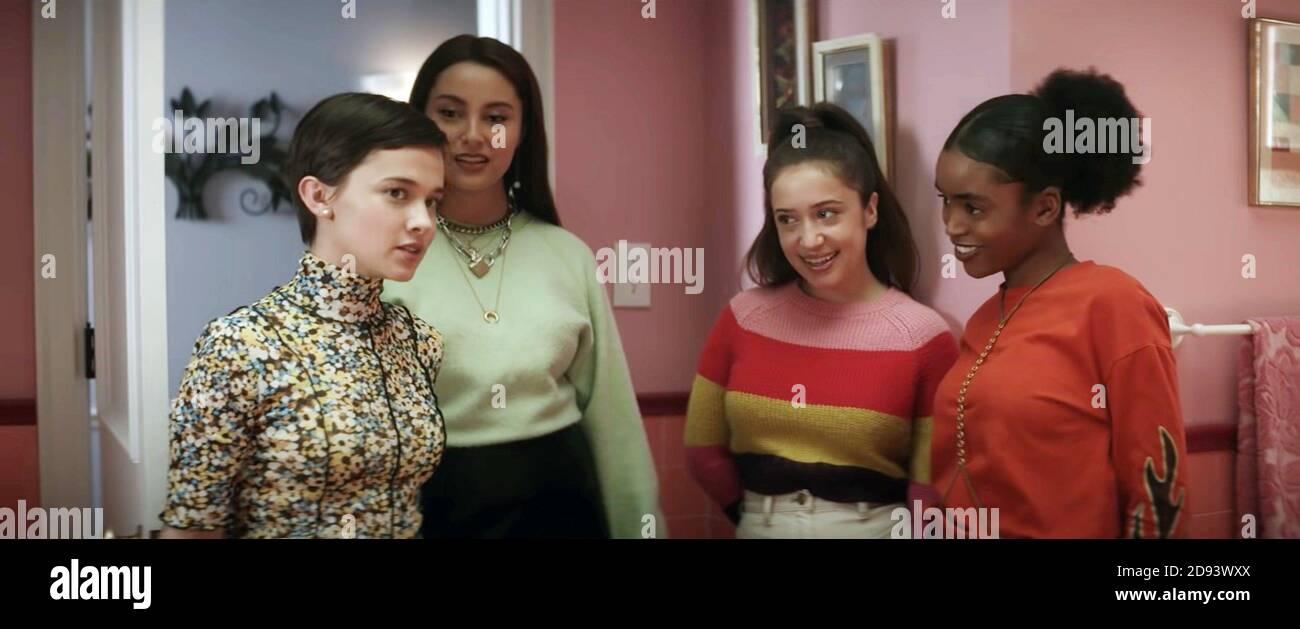 THE CRAFT: LEGACY, from left: Cailee Spaeny, Zoey Luna, Gideon Adlon ...