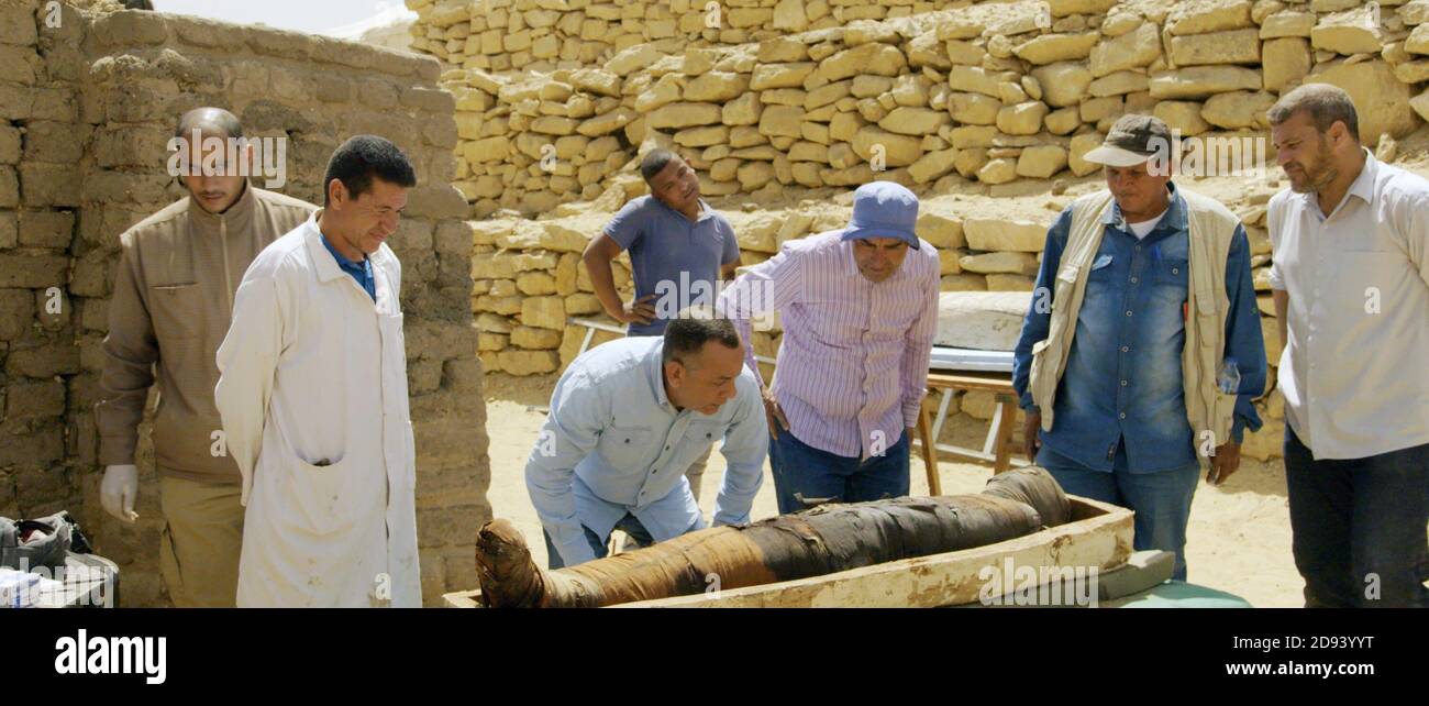 SECRETS OF THE SAQQARA TOMB, opening a sacophagus found in the 4000 ...
