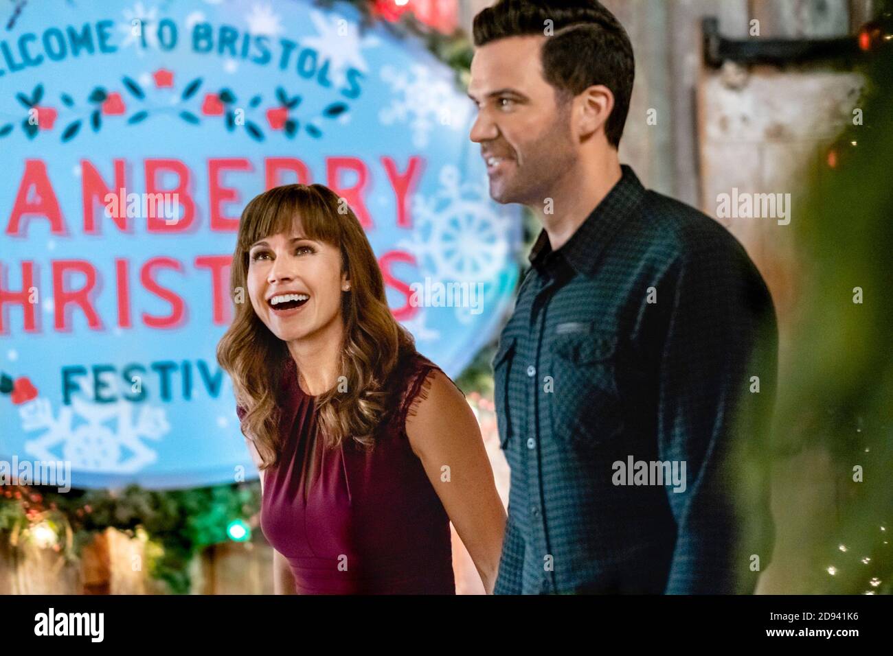 CRANBERRY CHRISTMAS, from left: Nikki DeLoach, Benjamin Ayres, (aired ...