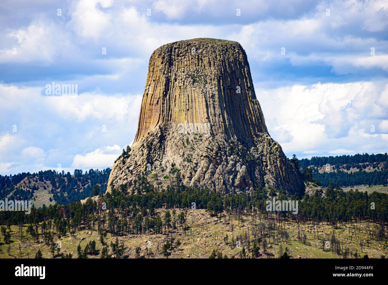 Black white devils tower rock hi-res stock photography and images - Alamy