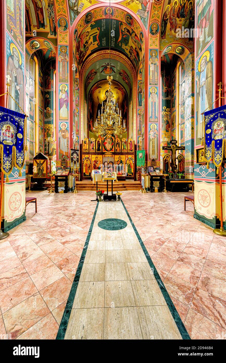 Traditional orthodox icons hi-res stock photography and images - Alamy