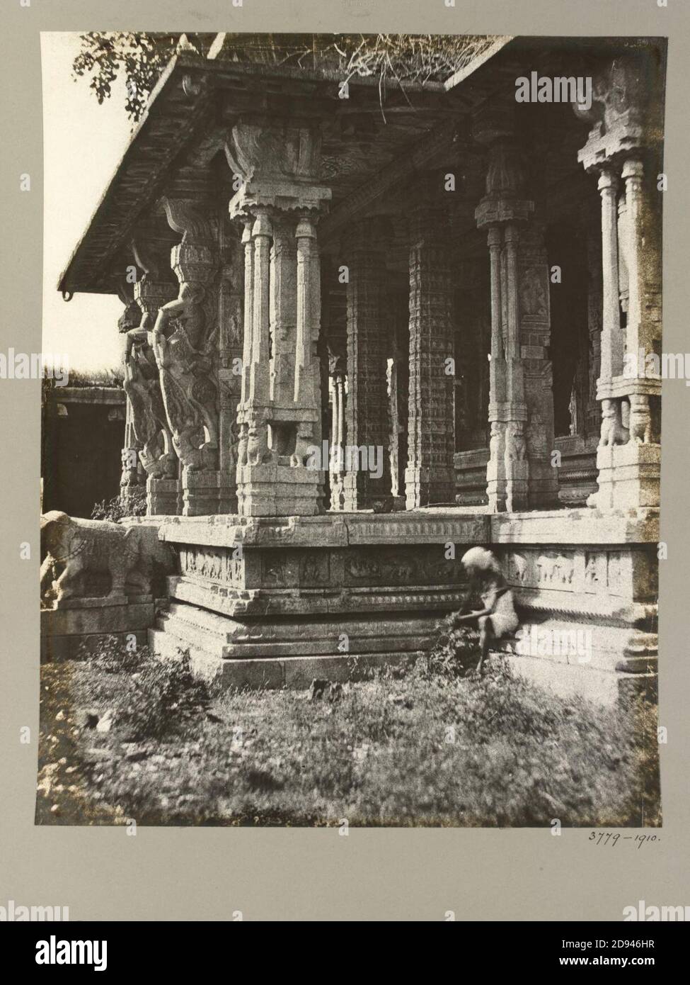 Kalyana Mandapa, Vitthala Temple Complex 1856 photo Stock Photo - Alamy