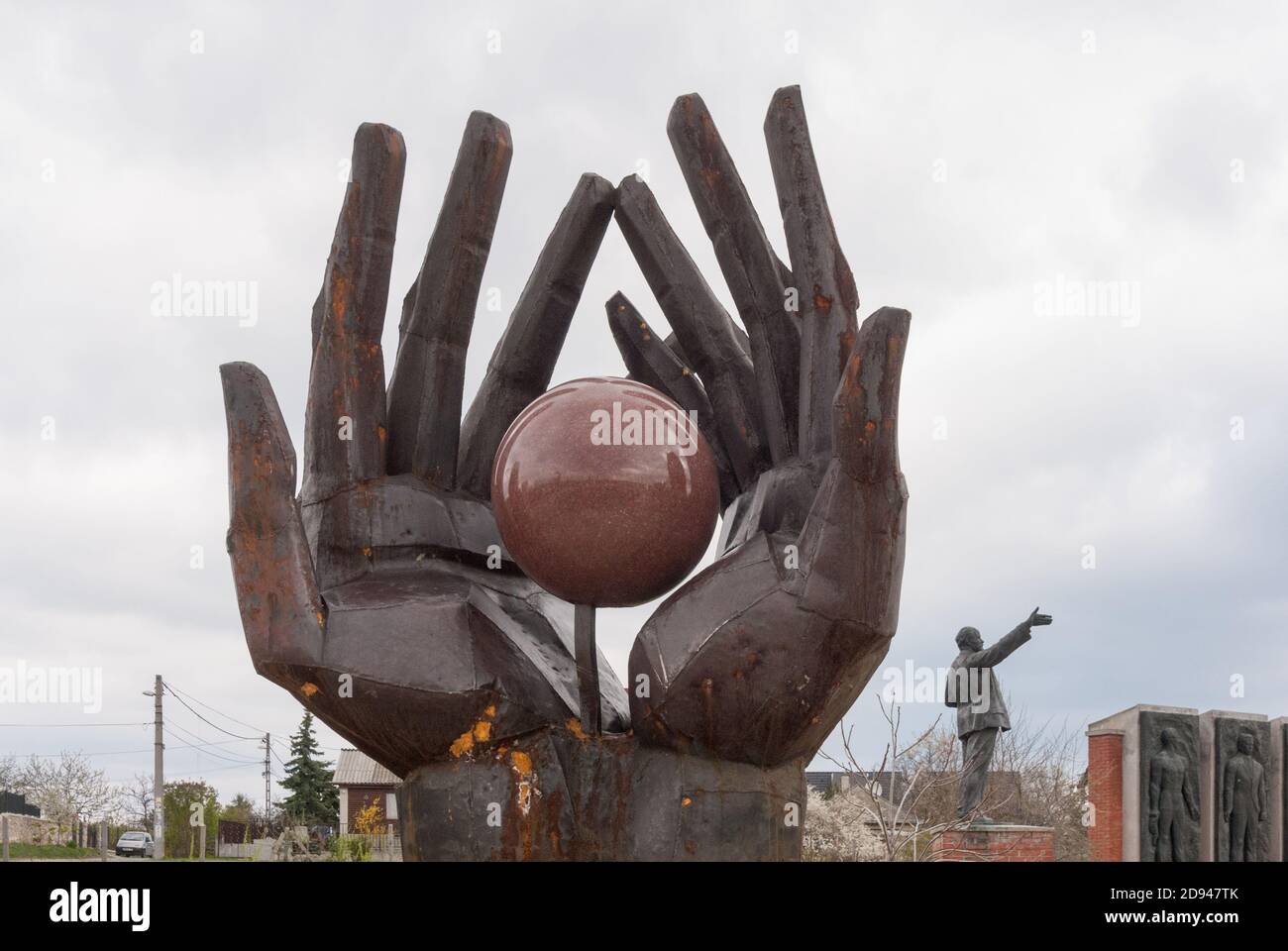 After the breakup of the Soviet Union, all the Communist statues in ...