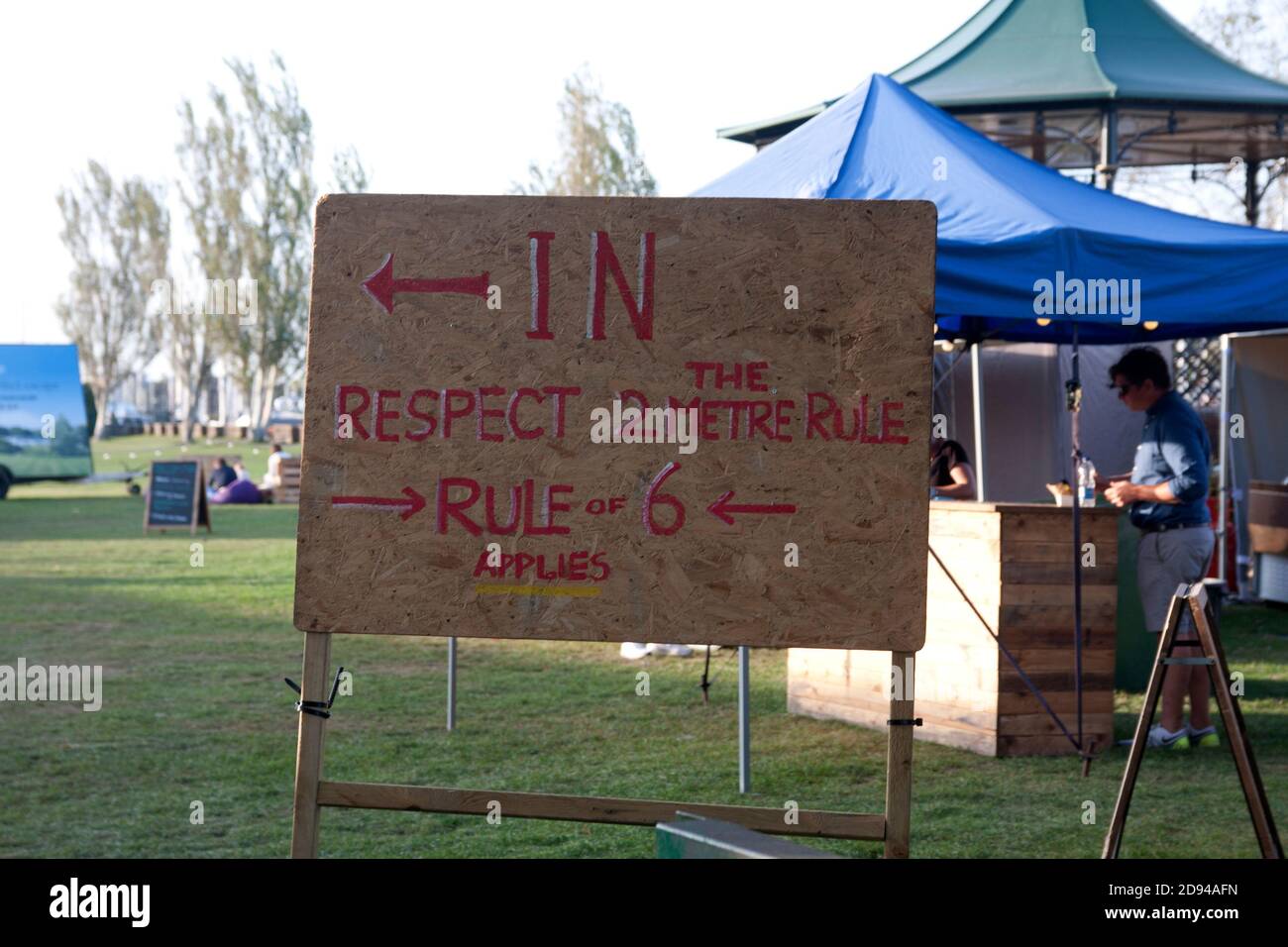 Respect social distancing sign hi-res stock photography and images - Alamy