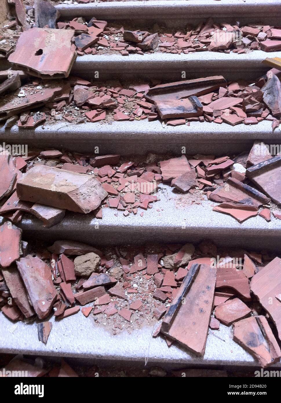 Stairs build concrete steel hi-res stock photography and images - Alamy