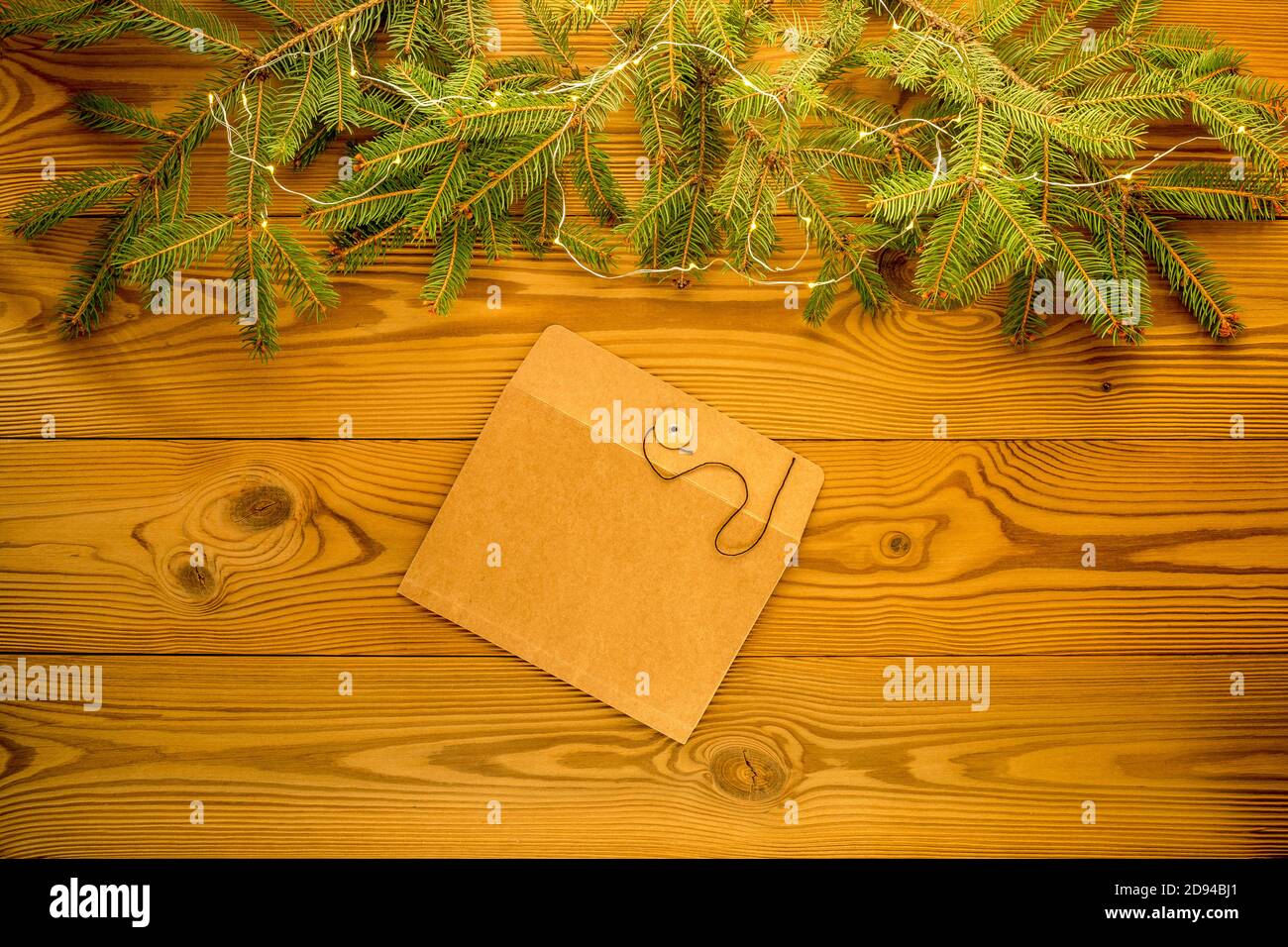 Letter envelope table hi-res stock photography and images - Alamy