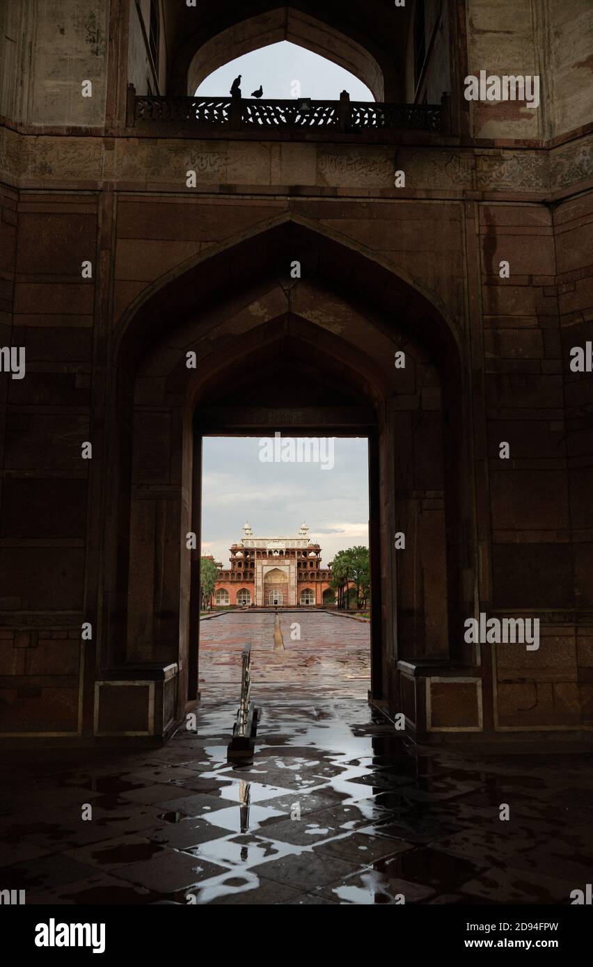 Sikandra palace hi-res stock photography and images - Alamy