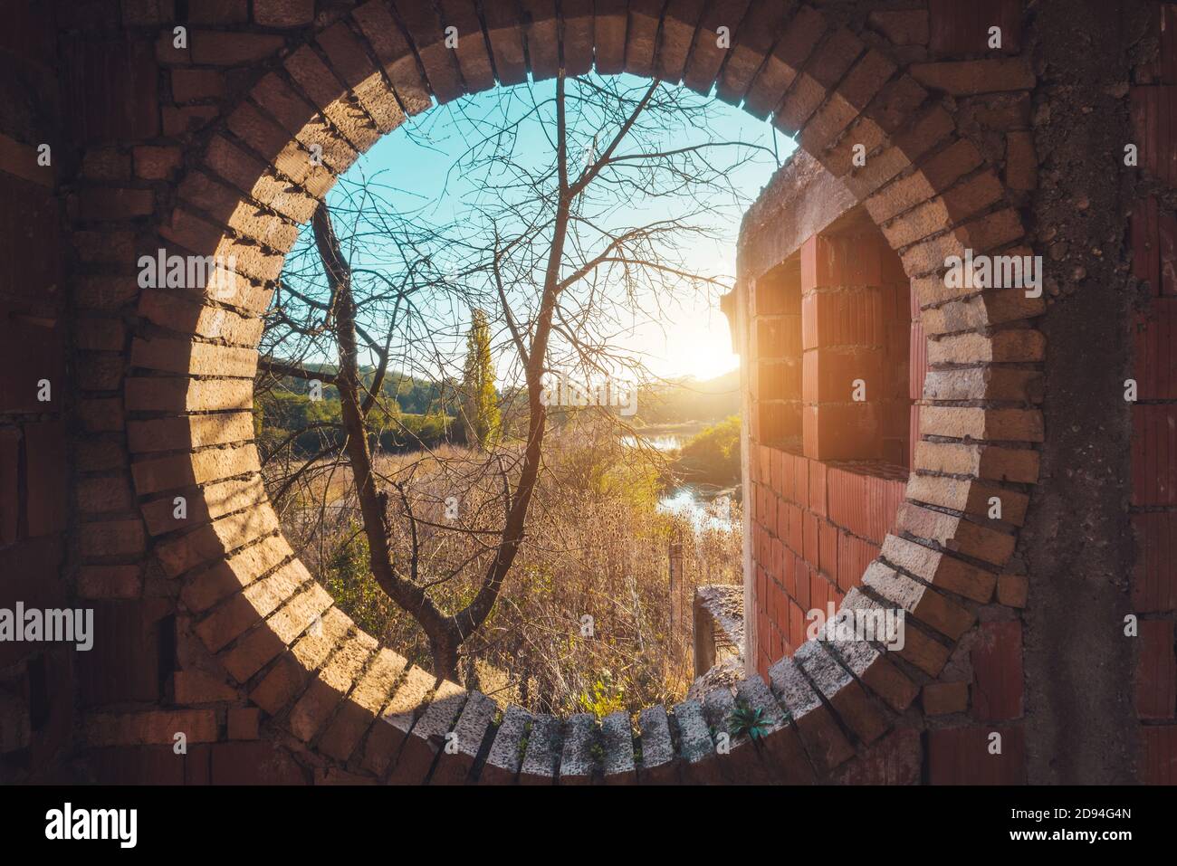 Circular windows hi-res stock photography and images - Alamy