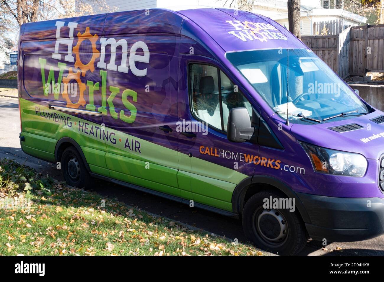 Purple truck hi-res stock photography and images - Alamy