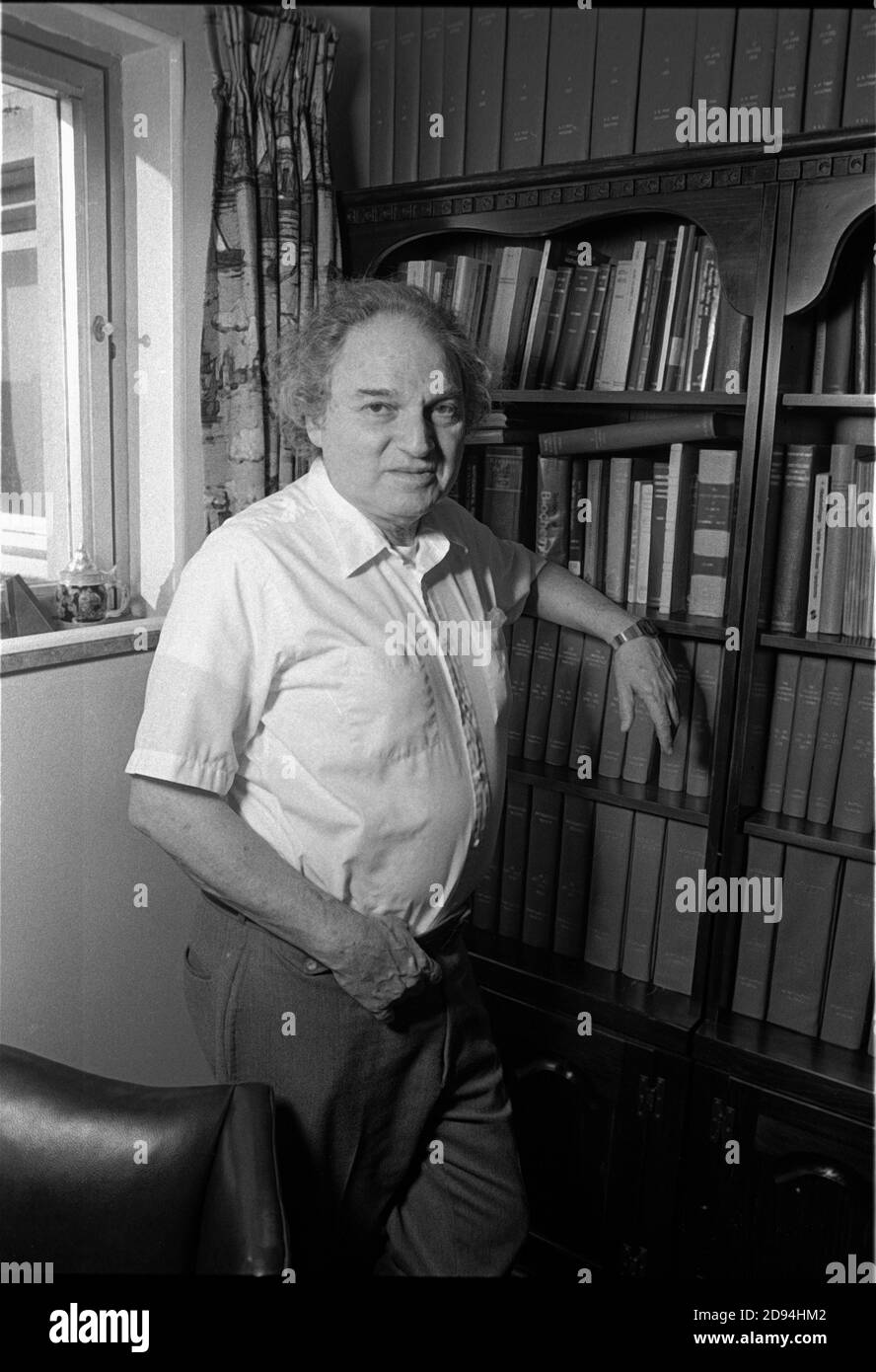 1985 nobel hi-res stock photography and images - Alamy