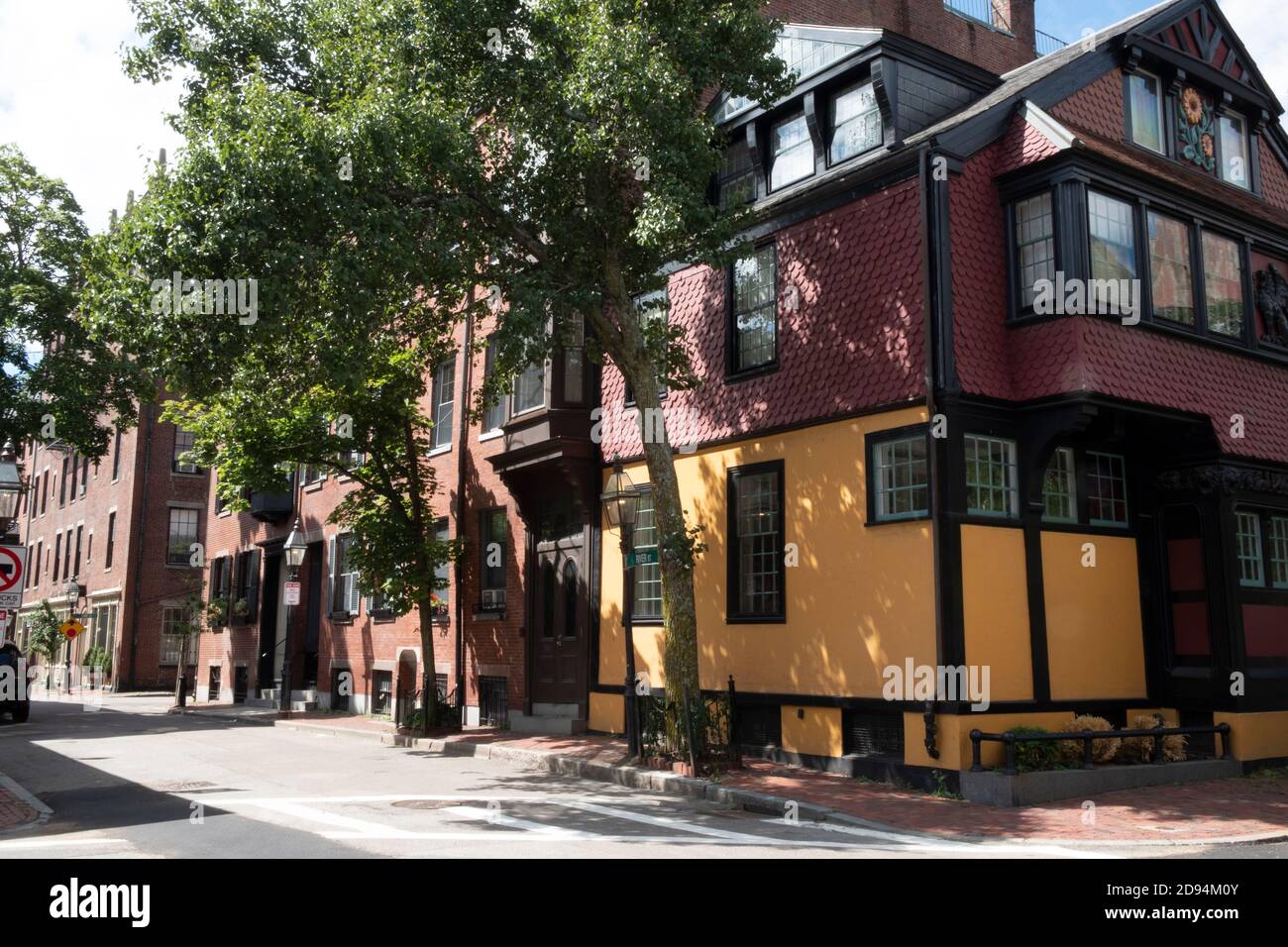 Historic beacon hill district hi-res stock photography and images - Alamy