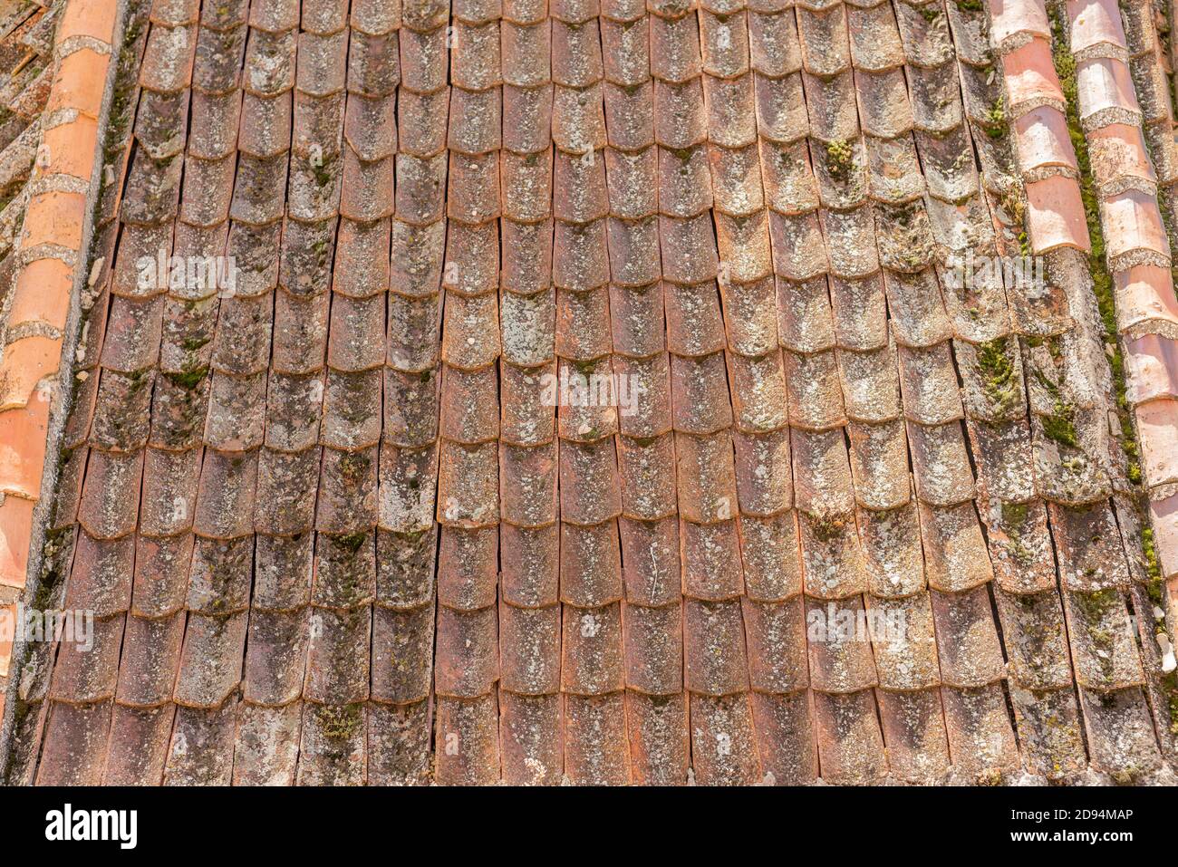 House clay roof tile hi-res stock photography and images - Alamy