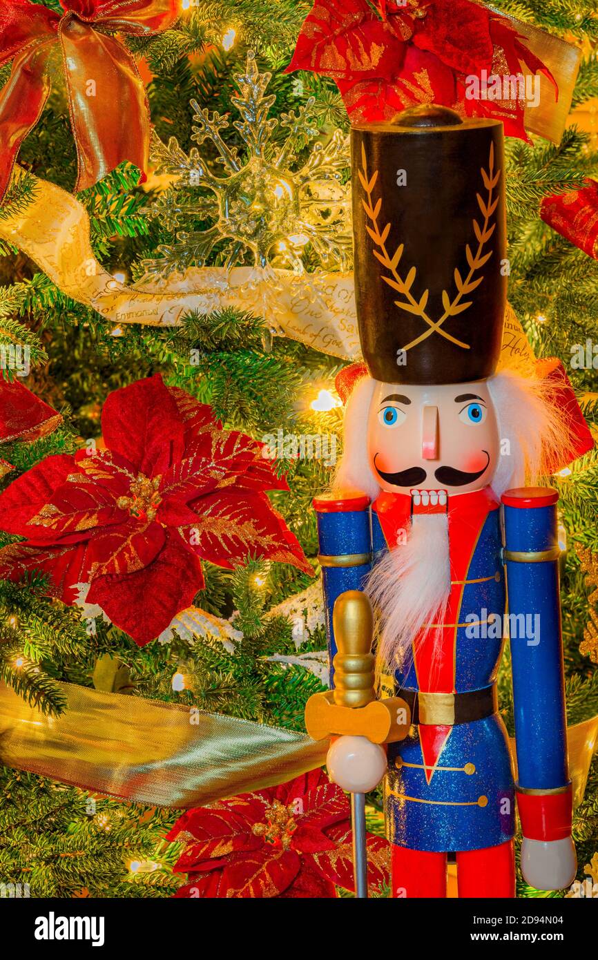 Toy soldier christmas tree decoration hi-res stock photography and ...