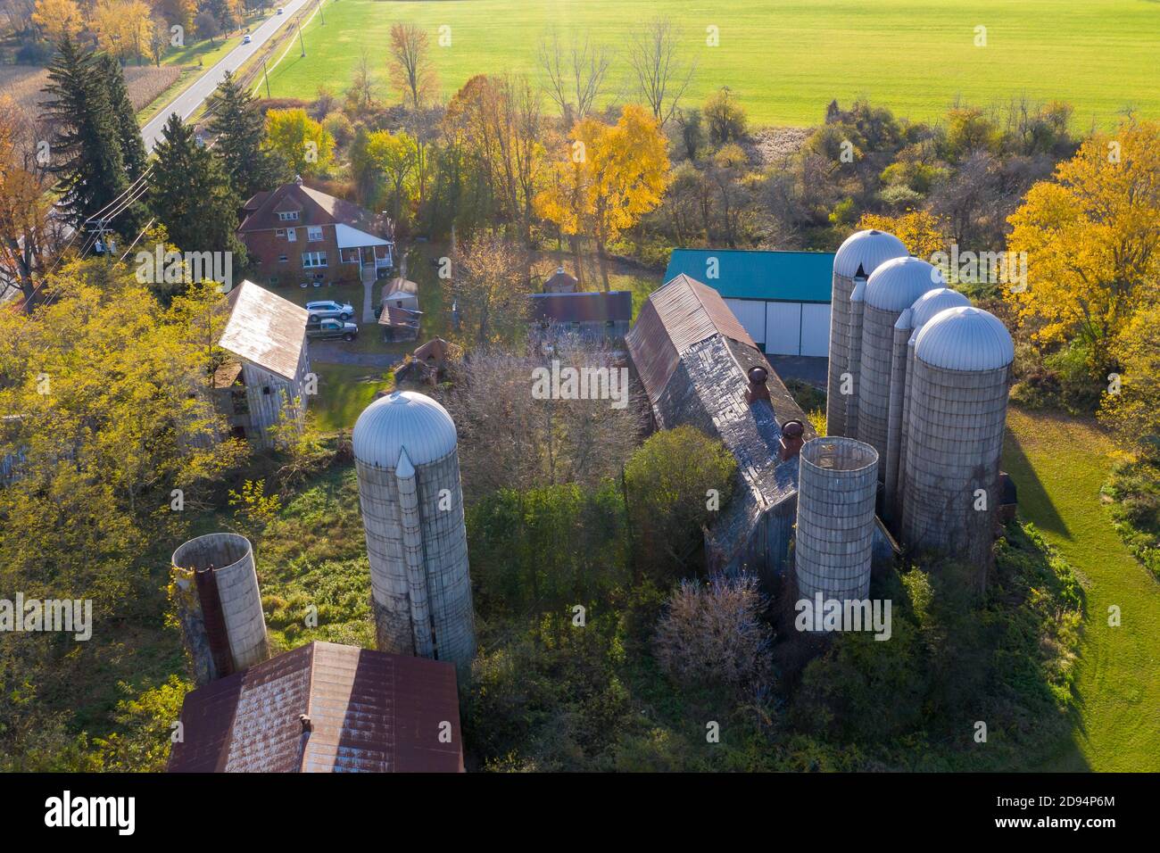 Armada, Michigan - Old silos on a Michigan farm Stock Photo - Alamy