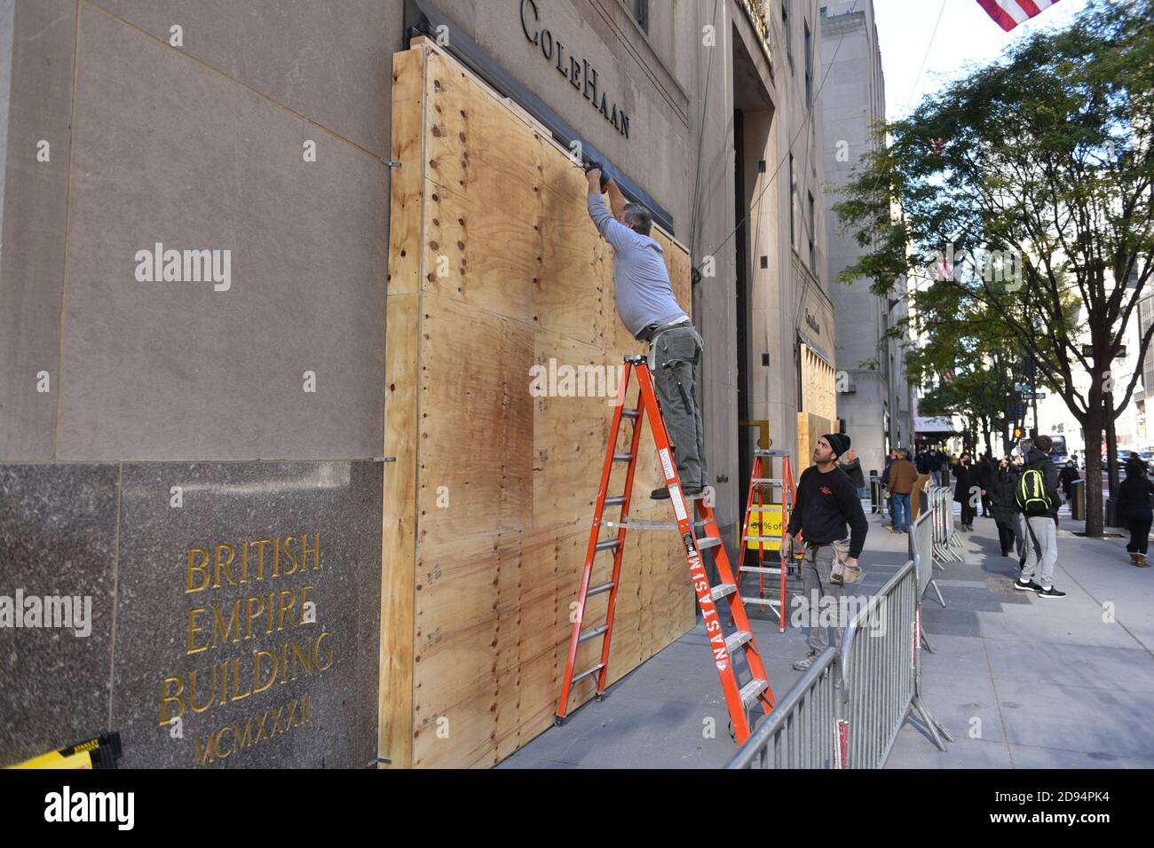 Looti hi-res stock photography and images - Alamy