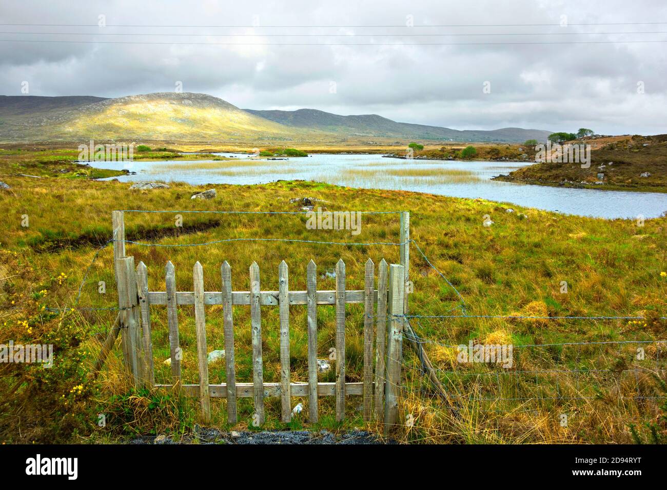 Picket gate hi-res stock photography and images - Alamy