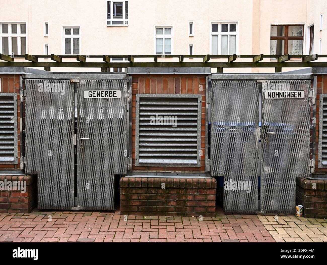 Rent additional costs hi-res stock photography and images - Alamy