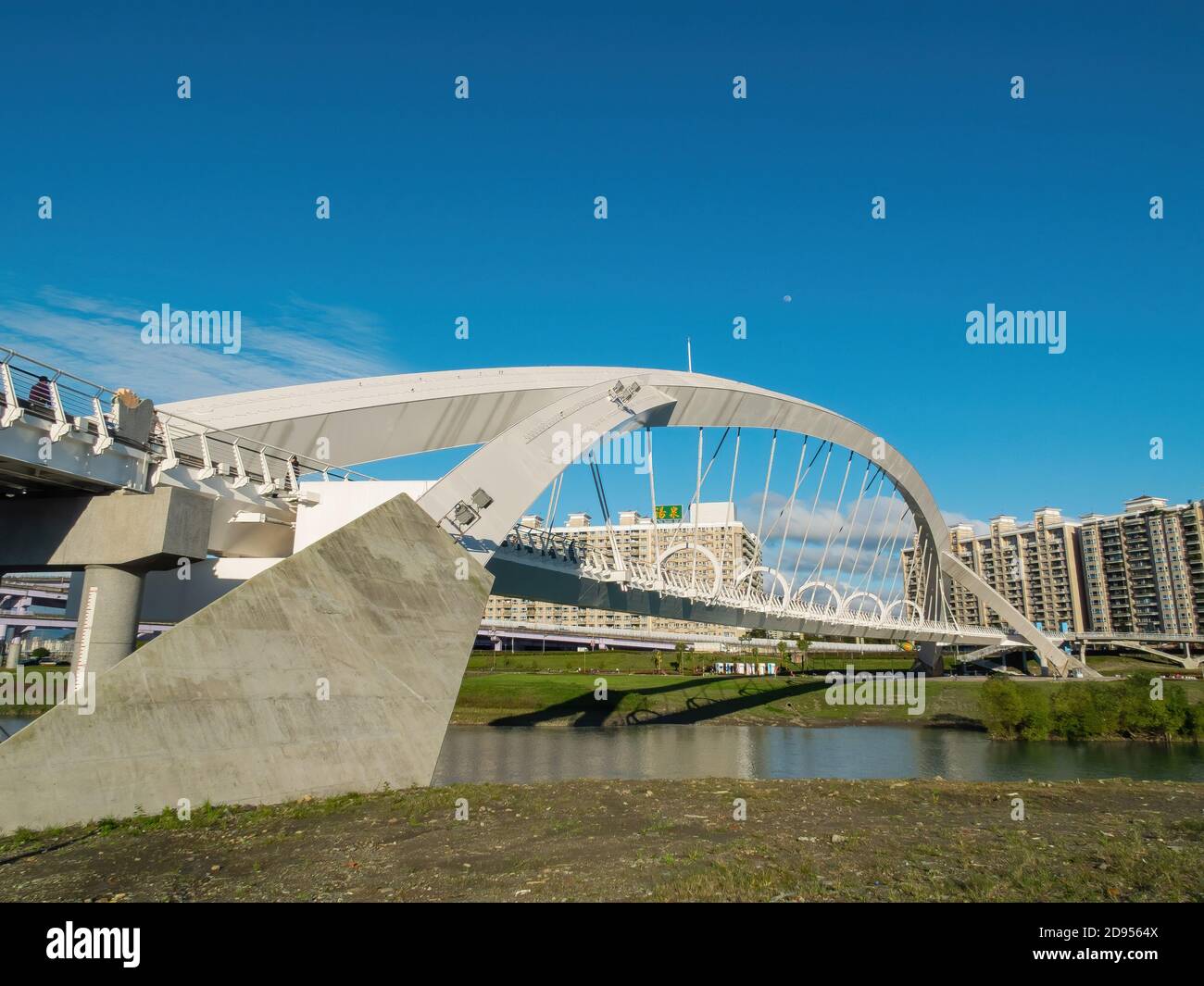 Taipei, FEB 4, 2012 - Sunny view of the Yangguang Bridge at Xindian ...