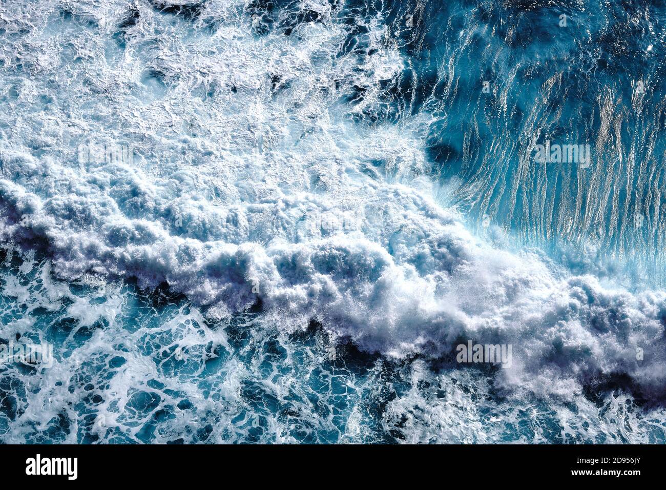 Aerial view to waves in ocean Splashing Waves. Blue clean wavy sea ...