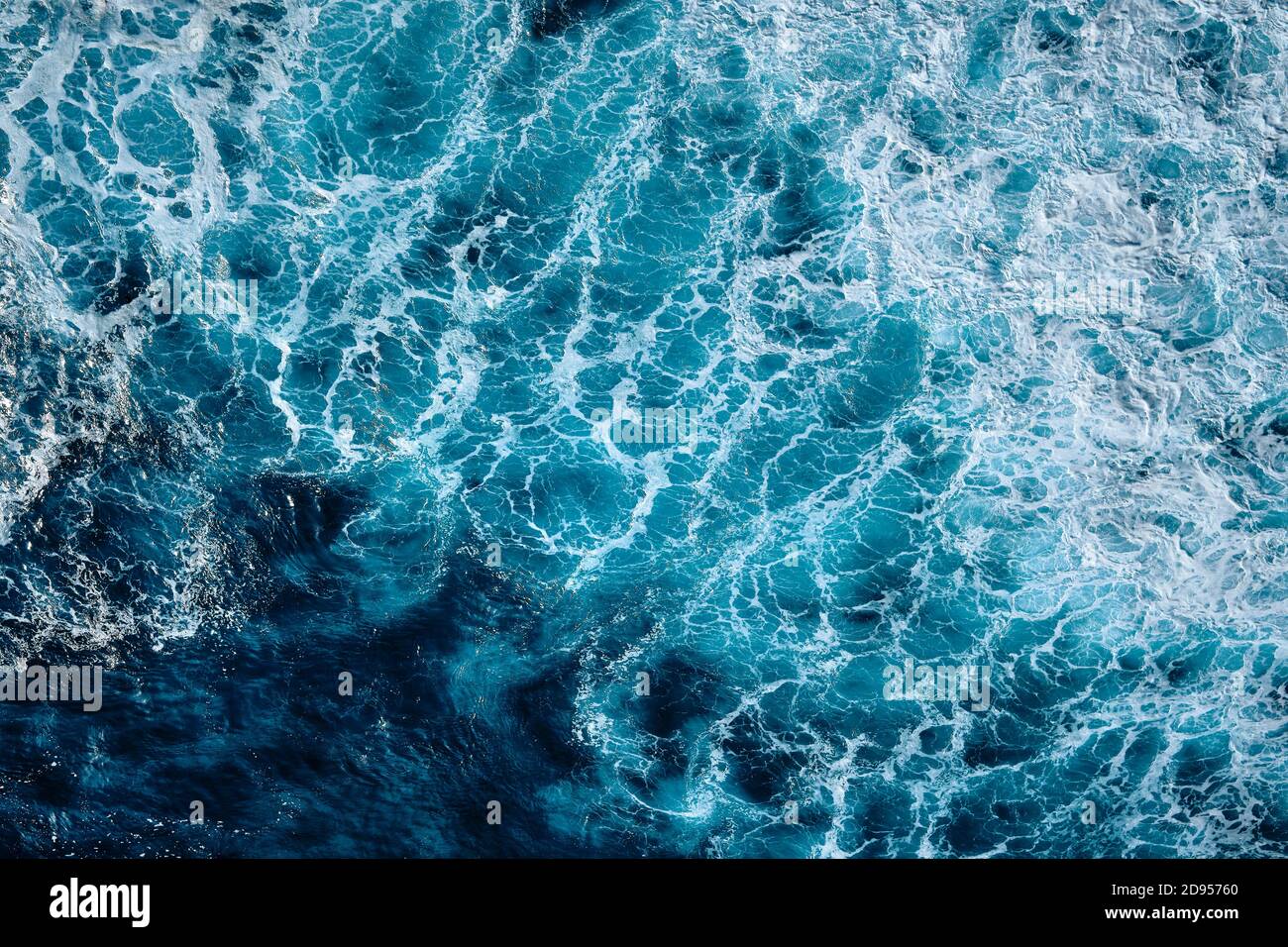 Aerial view to waves in ocean Splashing Waves. Blue clean wavy sea ...