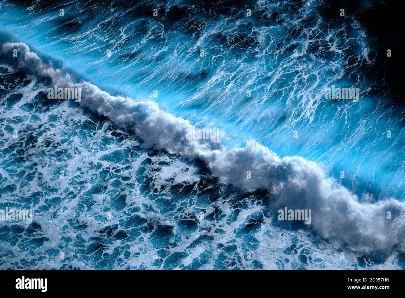 Aerial view to waves in ocean Splashing Waves. Blue clean wavy sea ...