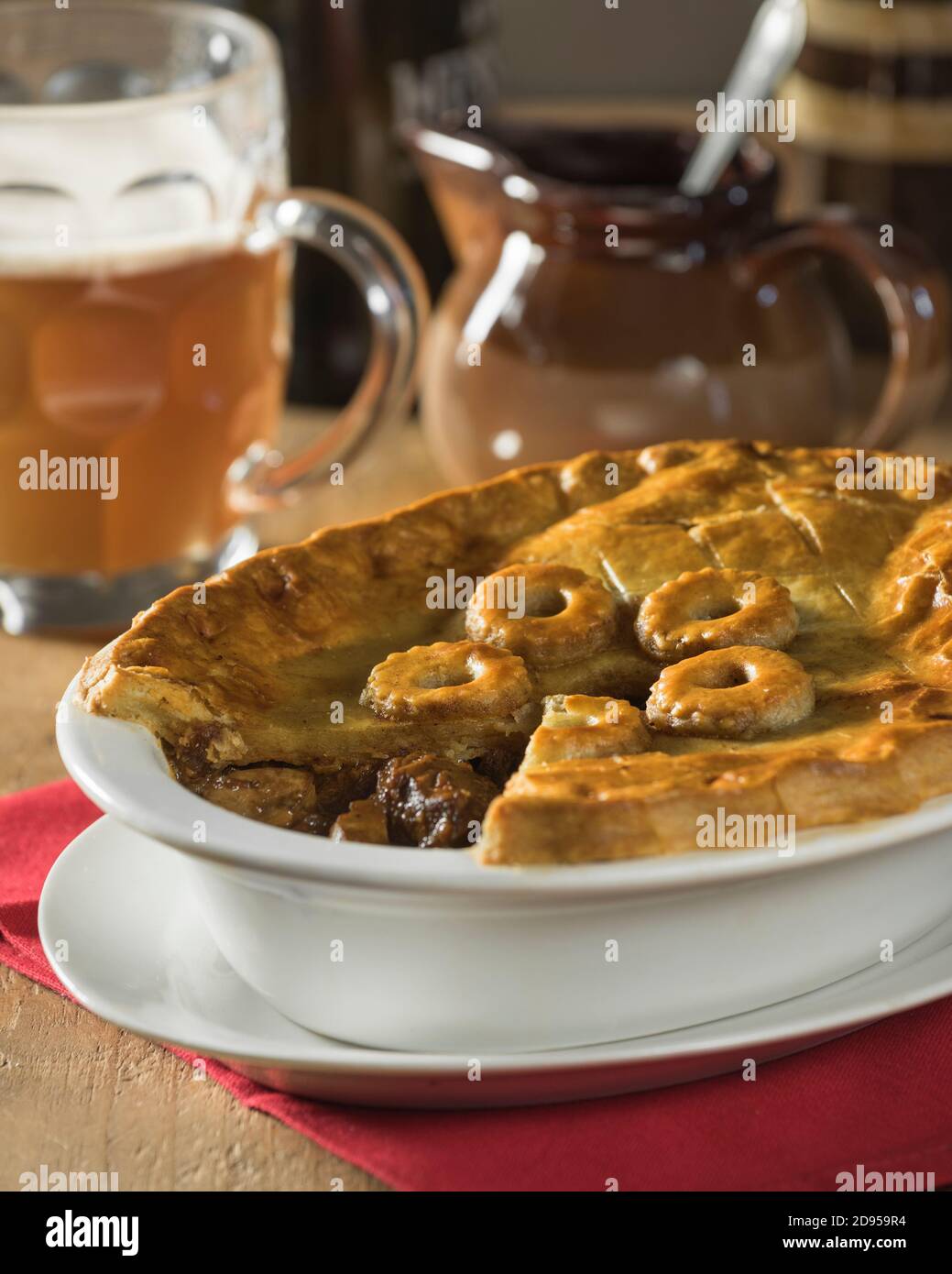Steak and kidney pie. Traditional food UK Stock Photo - Alamy