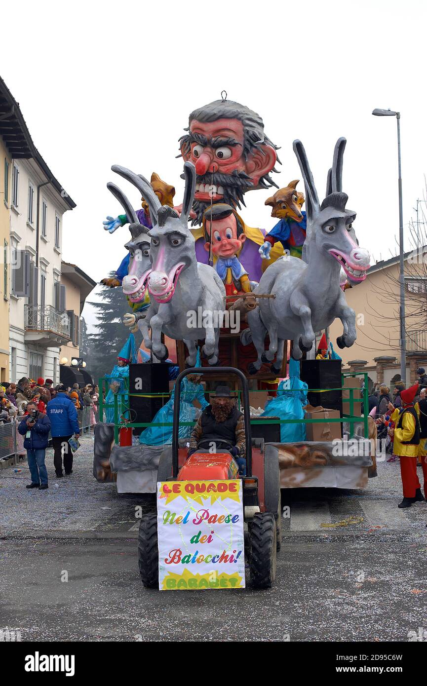 CREMA - FEBRUARY 14 : the parade of carnival floats in papier-mache ...