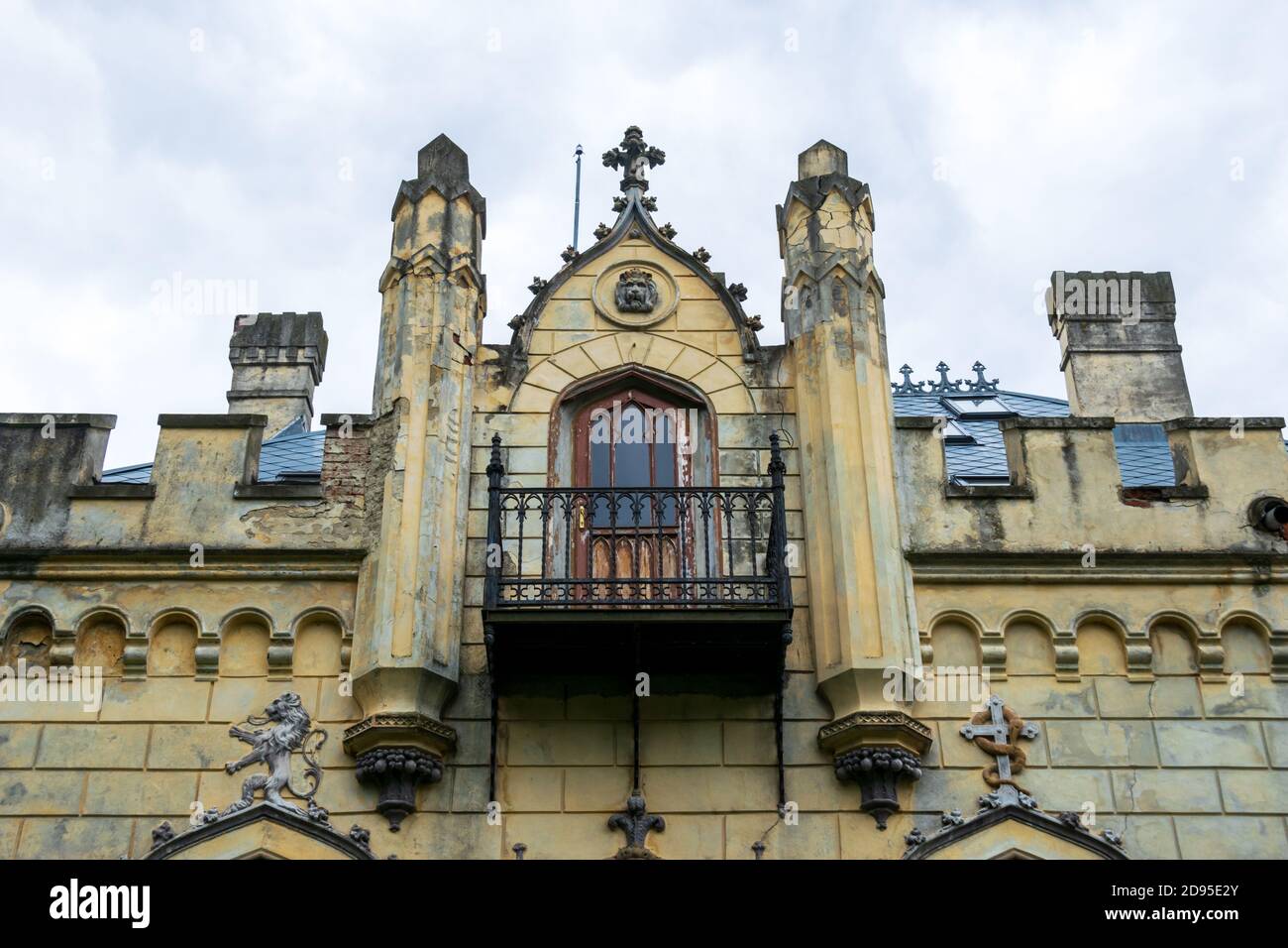 Neo Gothic Balcony High Resolution Stock Photography and Images - Alamy