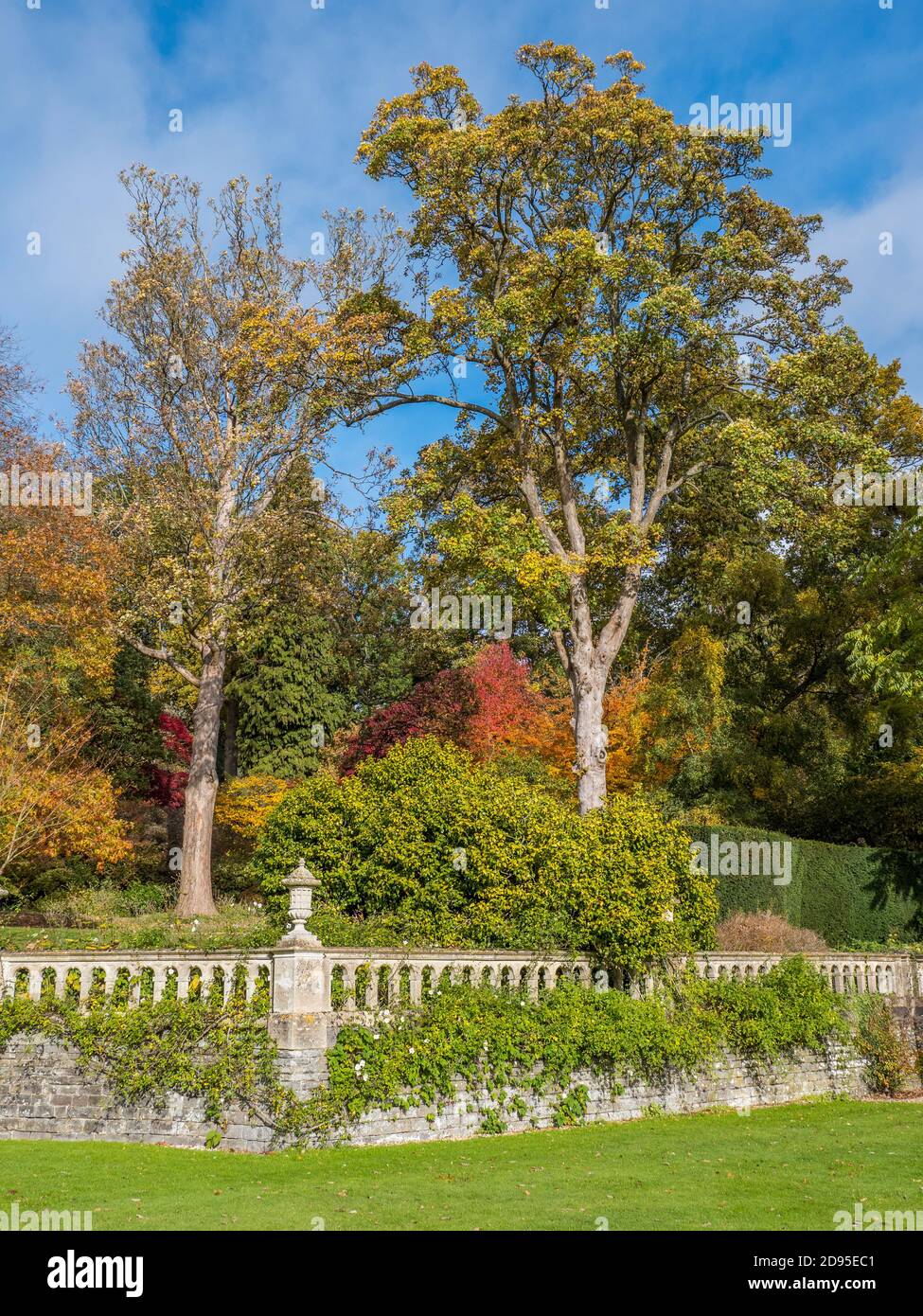 Garden Terrace and Railings, Balustrades, Englefield House Gardens ...